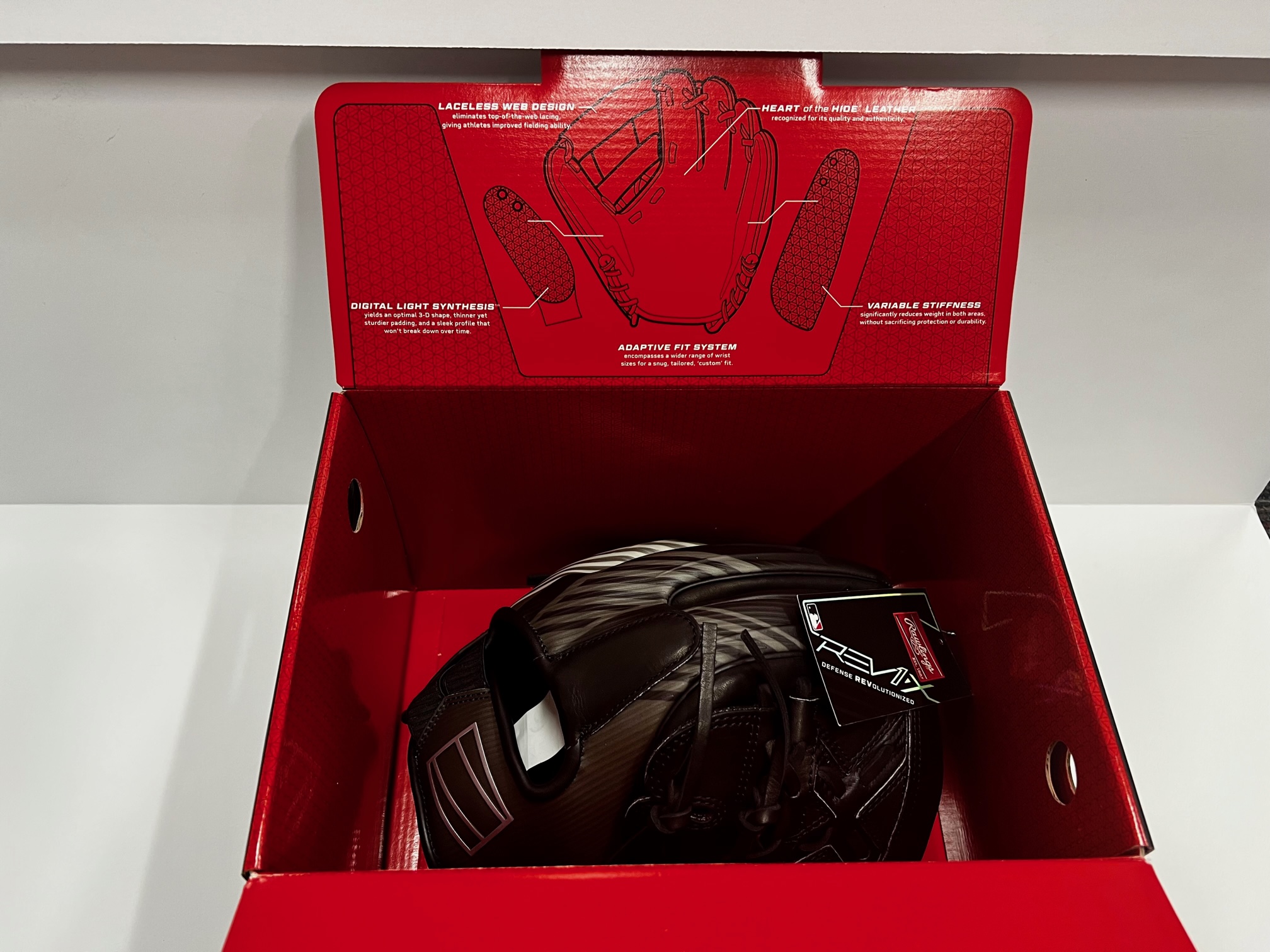 New RHT Rawlings Infield/Pitcher's REV1X Baseball Glove 11.75 ...