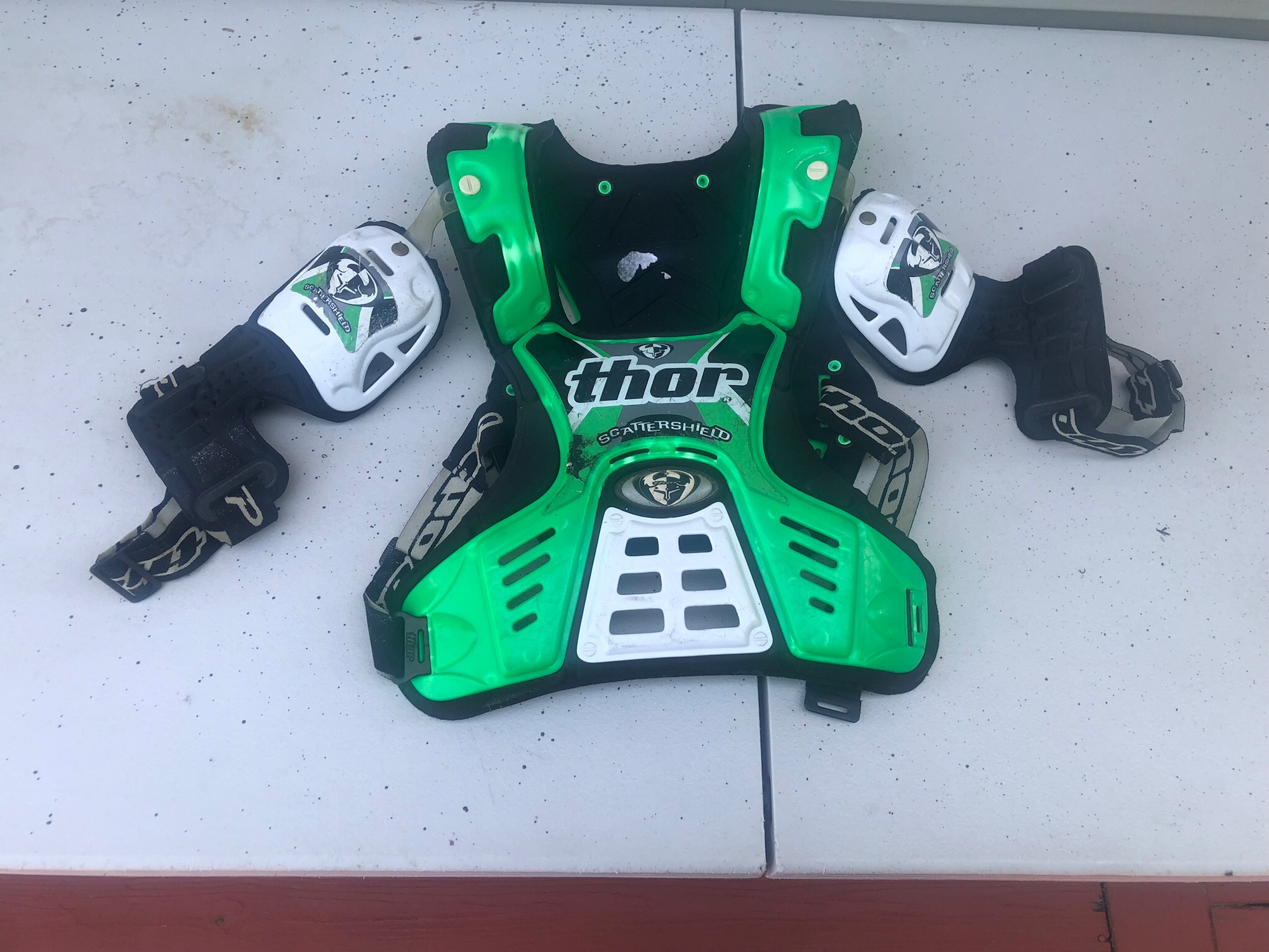 Thor Scattershield Adult Chest/Shoulder protectors | SidelineSwap