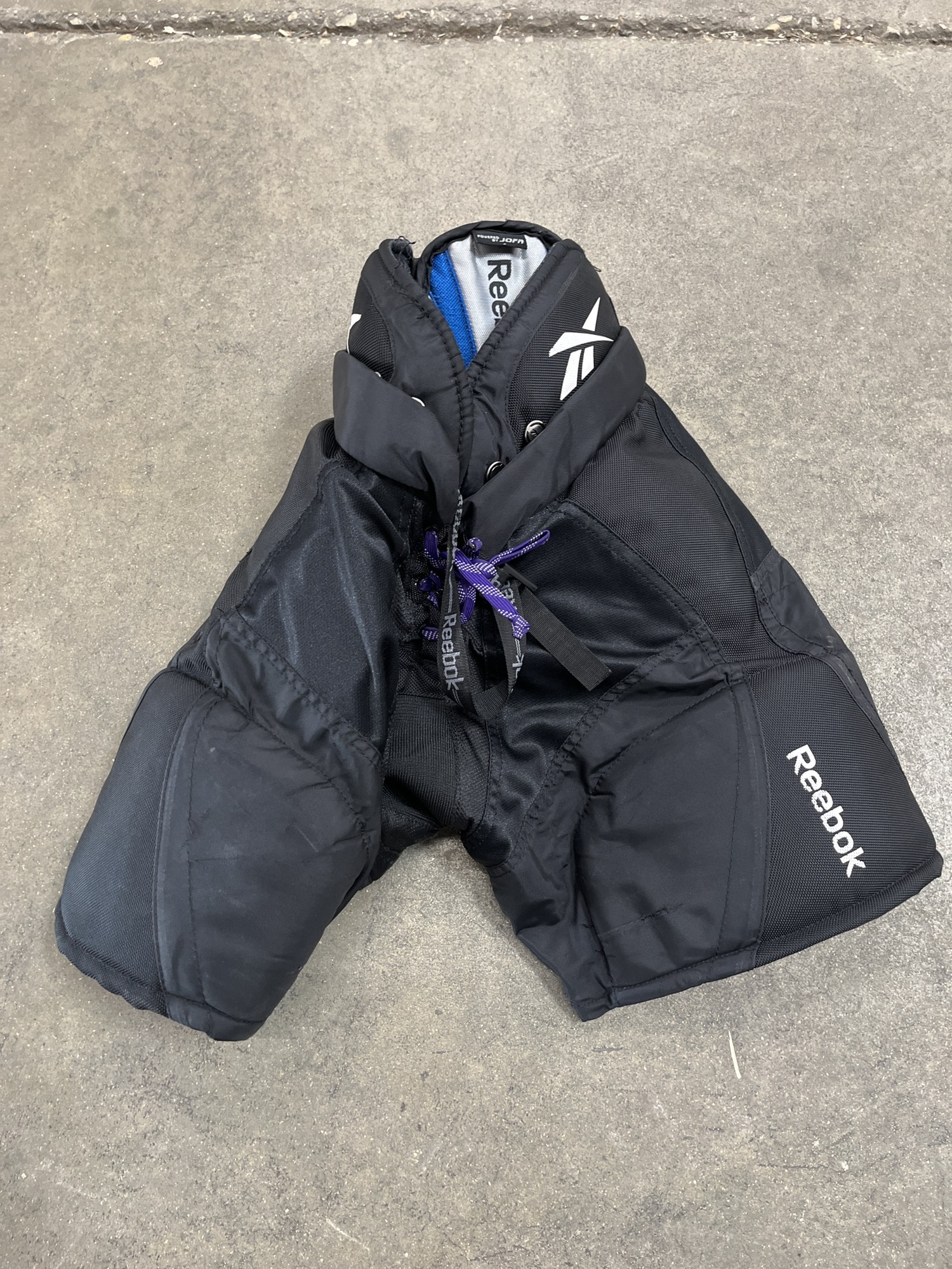 Junior Used Small Reebok 7k Hockey Pants | SidelineSwap