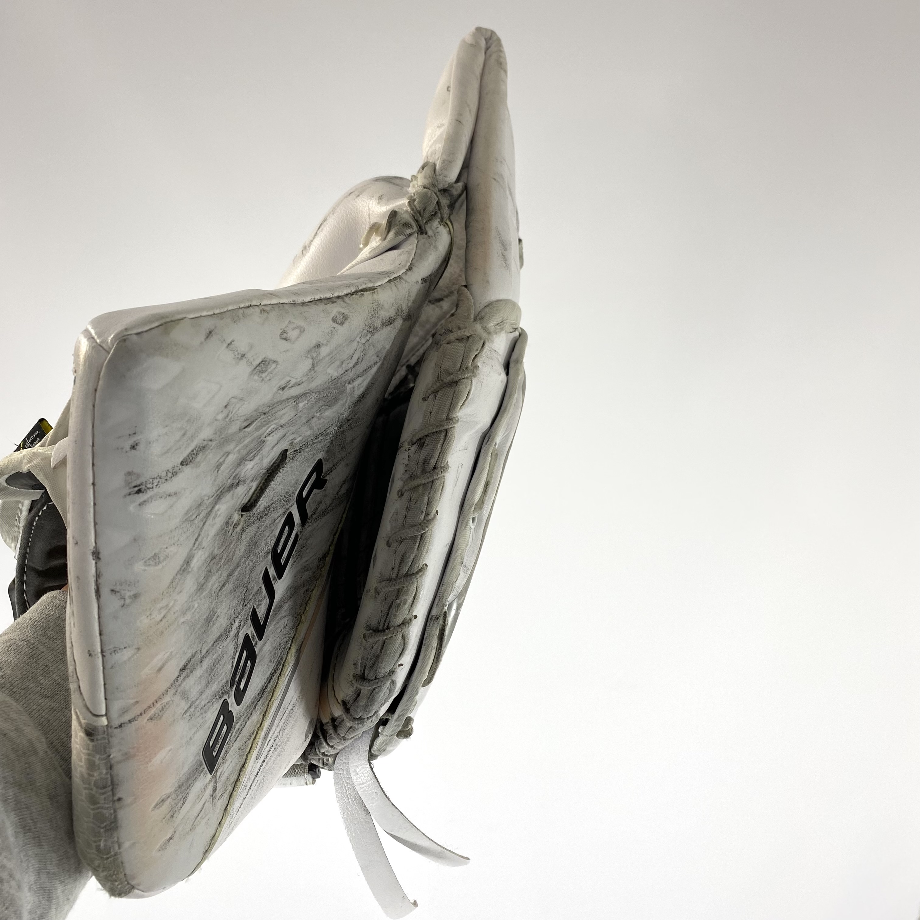 Used Regular Bauer 2X Pro Pro Stock Goalie Glove | SidelineSwap