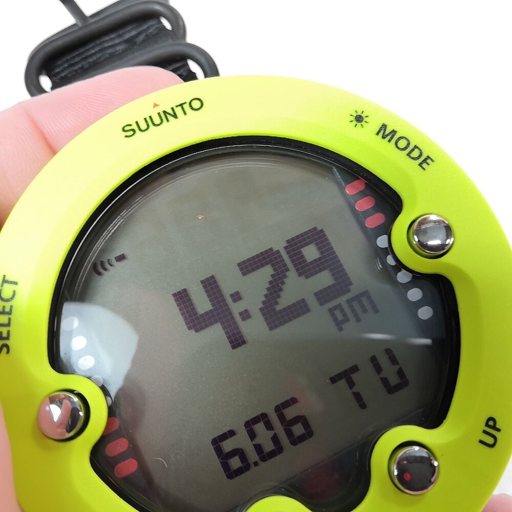 Suunto Zoop Novo Wrist Scuba Dive Computer Air & Nitrox NEW Wrist Strap ...