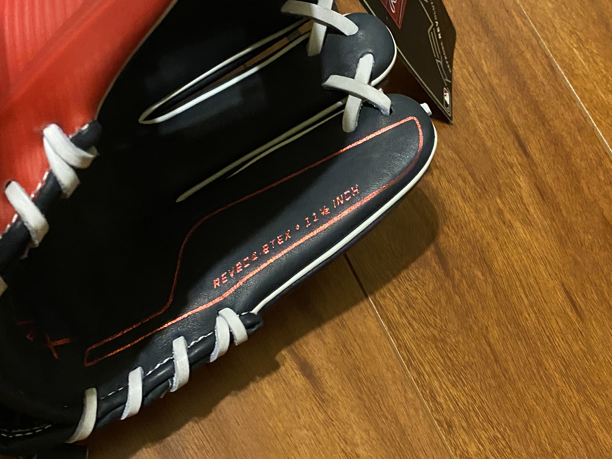 New 2022 Infield 11.5" REV1X Baseball Glove | SidelineSwap