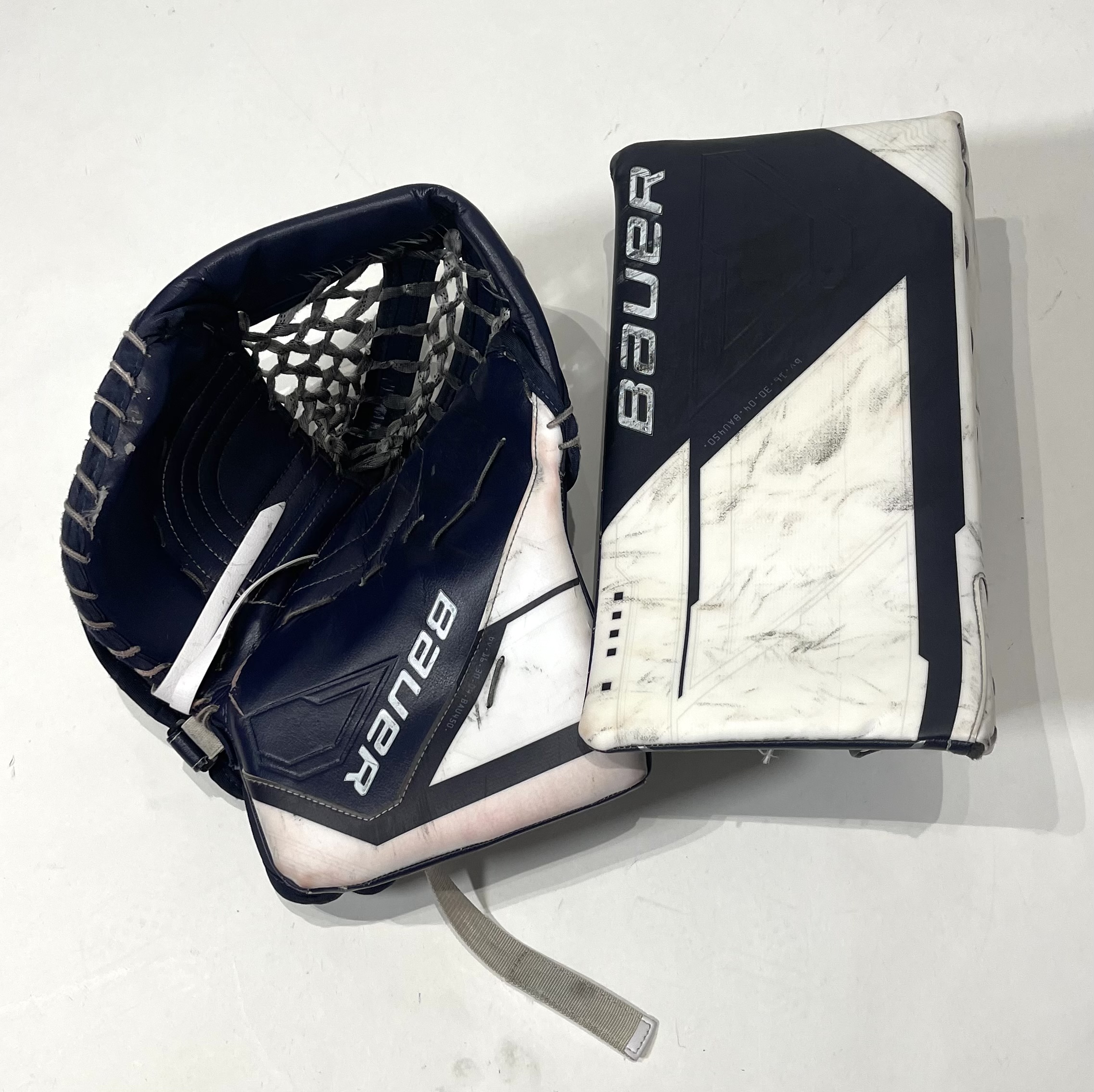 Bauer Mach Glove And Blocker Full Right - SP138 | SidelineSwap