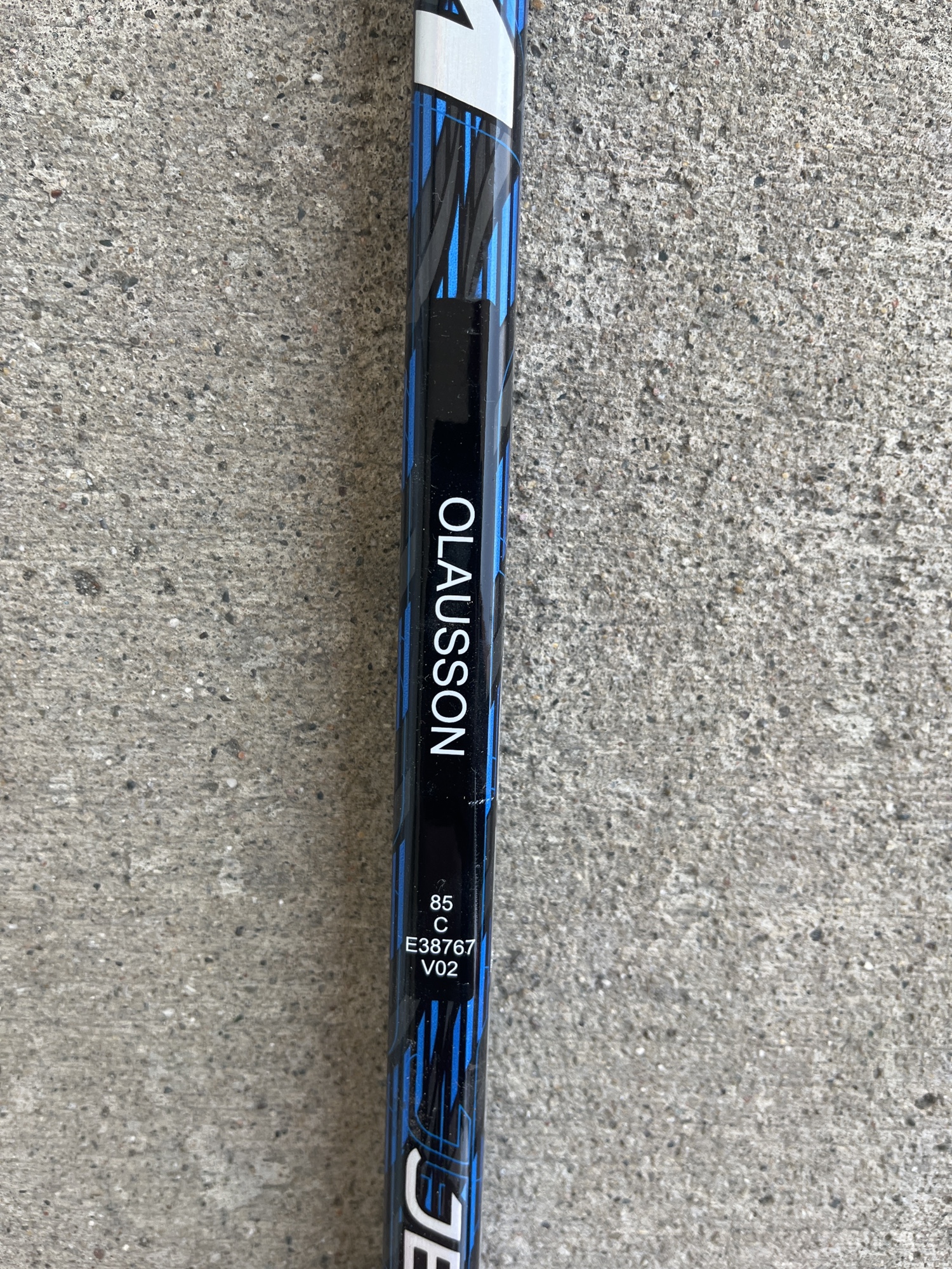 New Blue CCM FT5 PRO Pro Stock Stick Olausson LH-P28-85 Flex | SidelineSwap