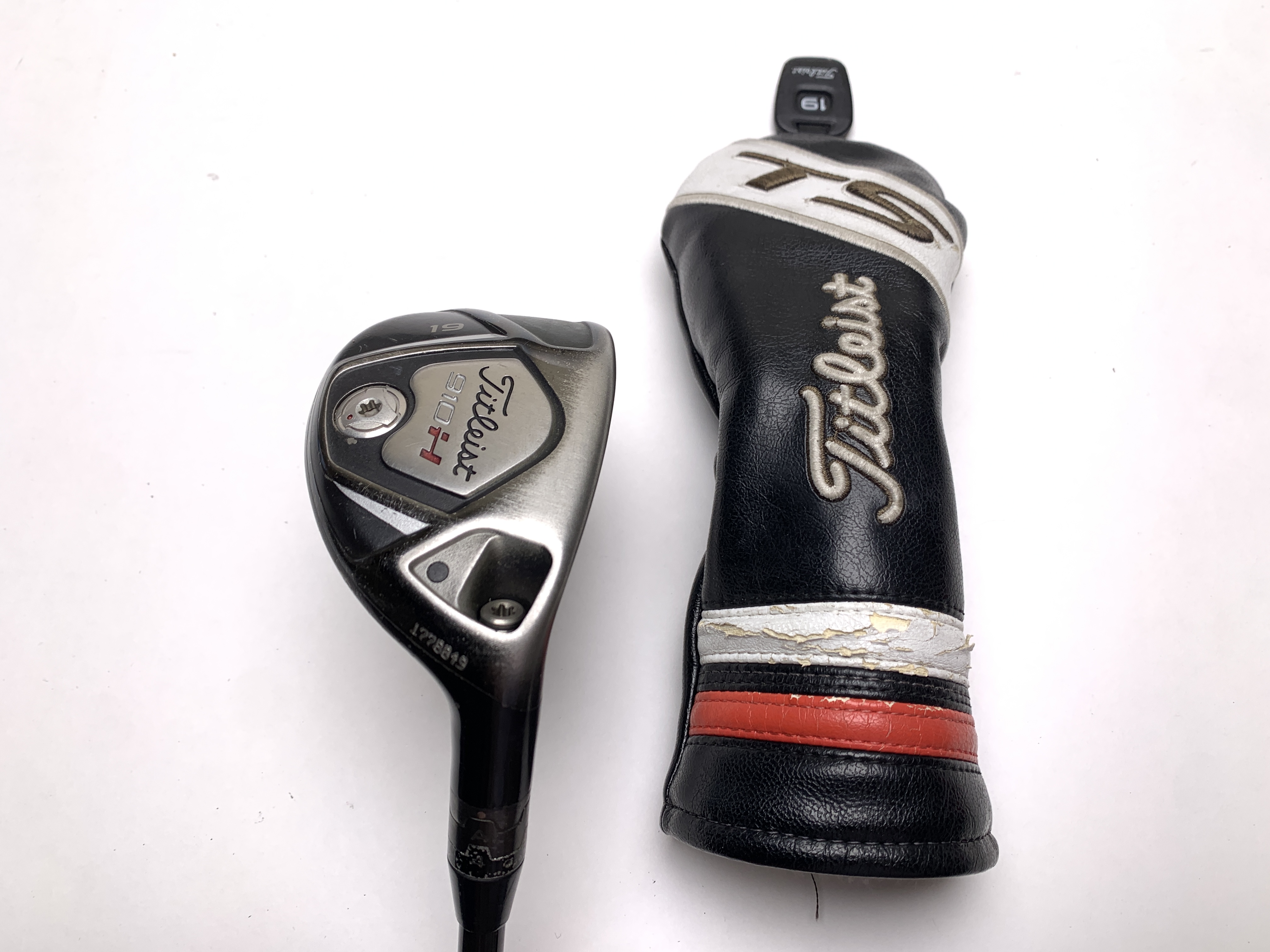 Titleist 910 H 3 Hybrid 19* Mitsubishi Rayon Diamana 'ahina 90HYB Stiff RH | SidelineSwap