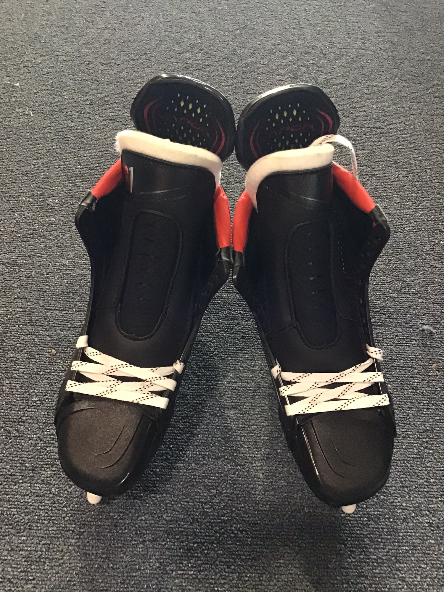 New Pro Stock Bauer Vapor 2X Pro Skates Senior 9 | SidelineSwap