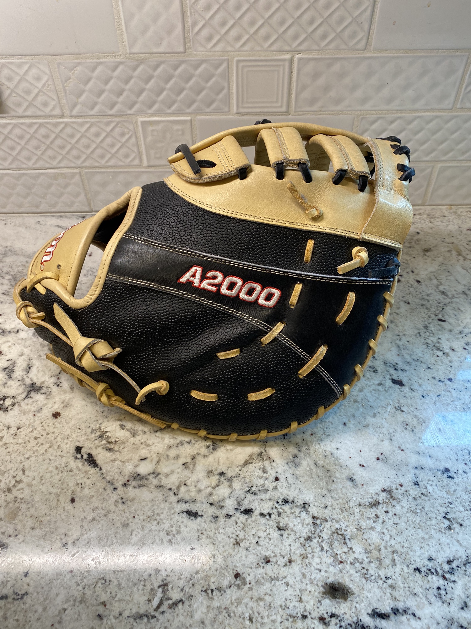 First Base 12.25" A2000 Baseball Glove | SidelineSwap