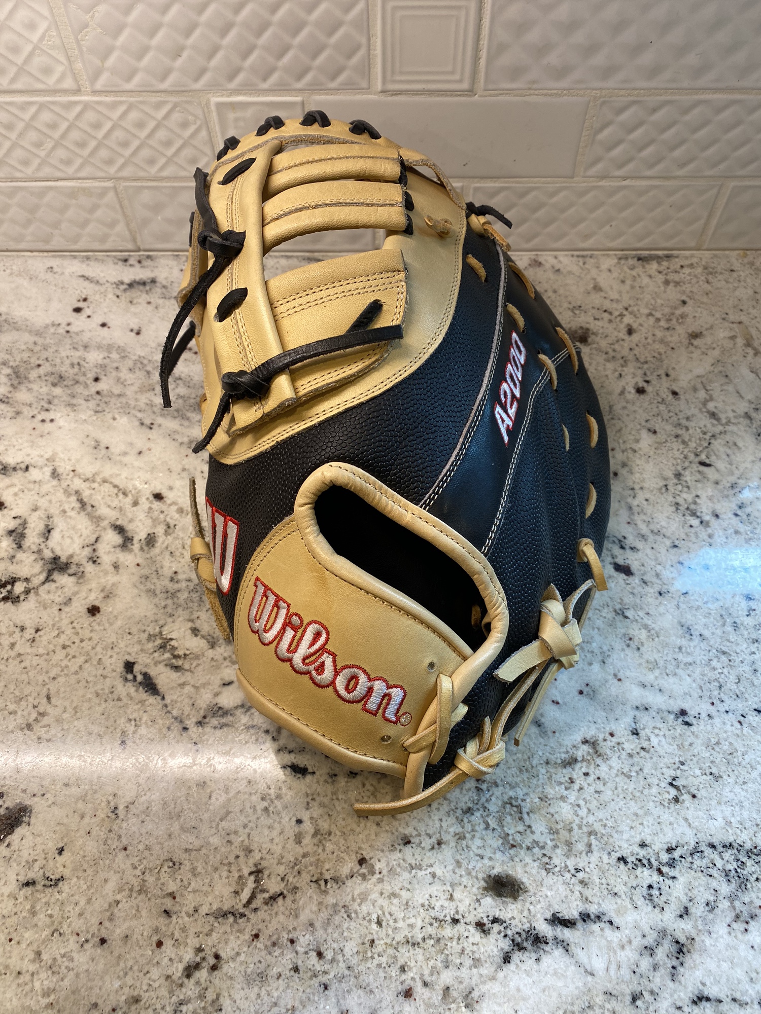 First Base 12.25" A2000 Baseball Glove | SidelineSwap