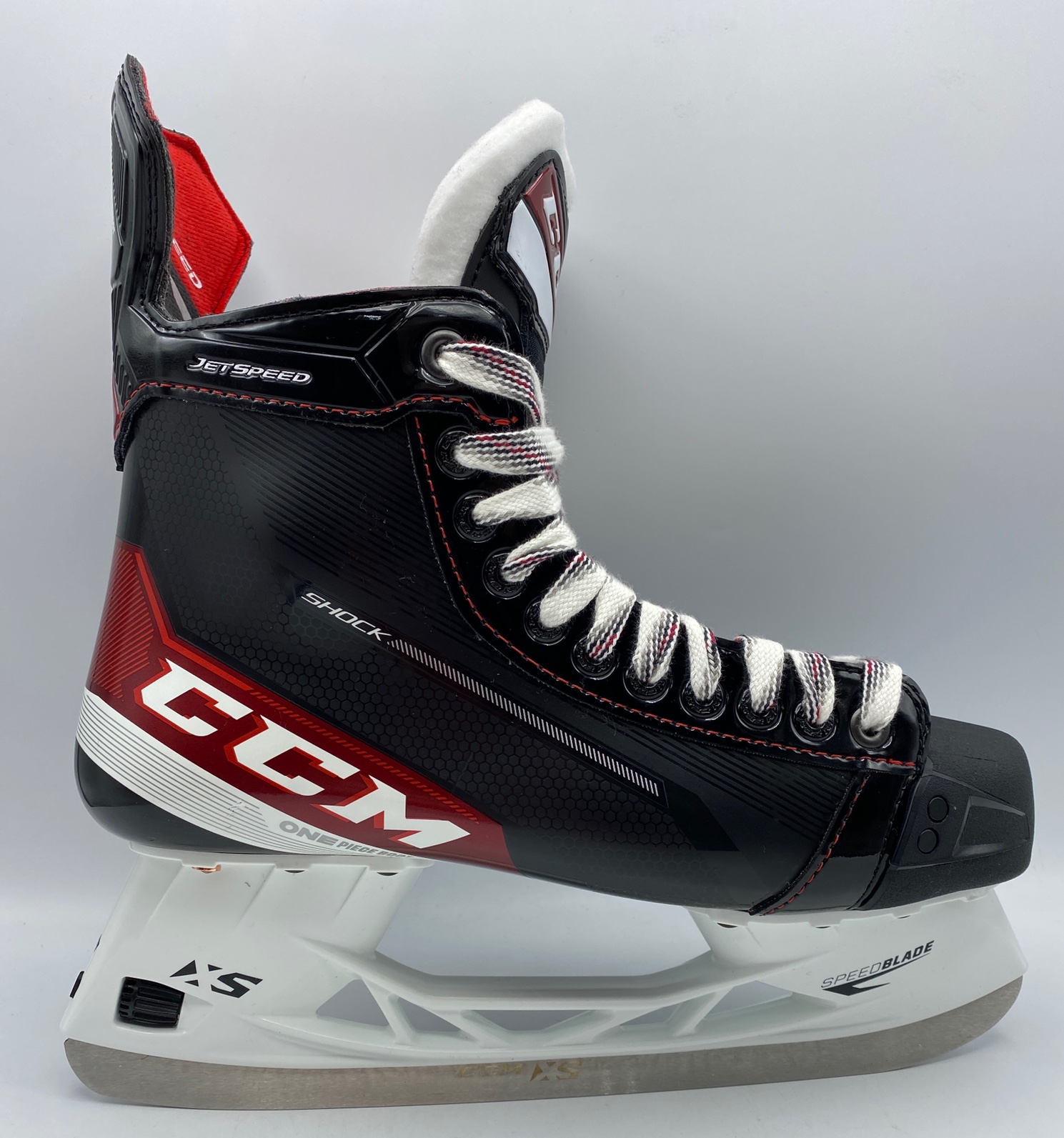 NEW CCM Jetspeed Shock Skates, Size 9 Regular | SidelineSwap