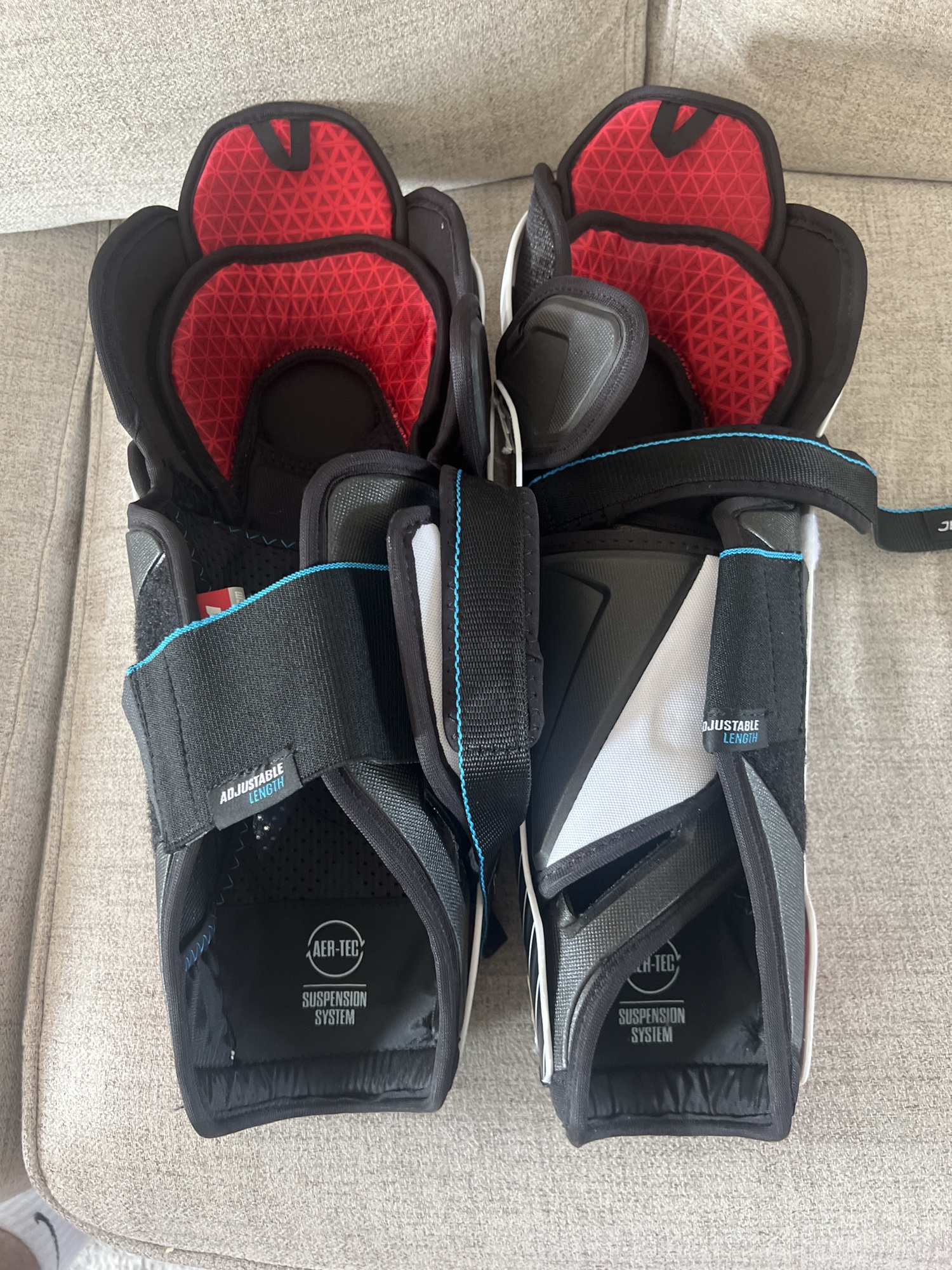 Ccm ft6 pro shin guards | SidelineSwap