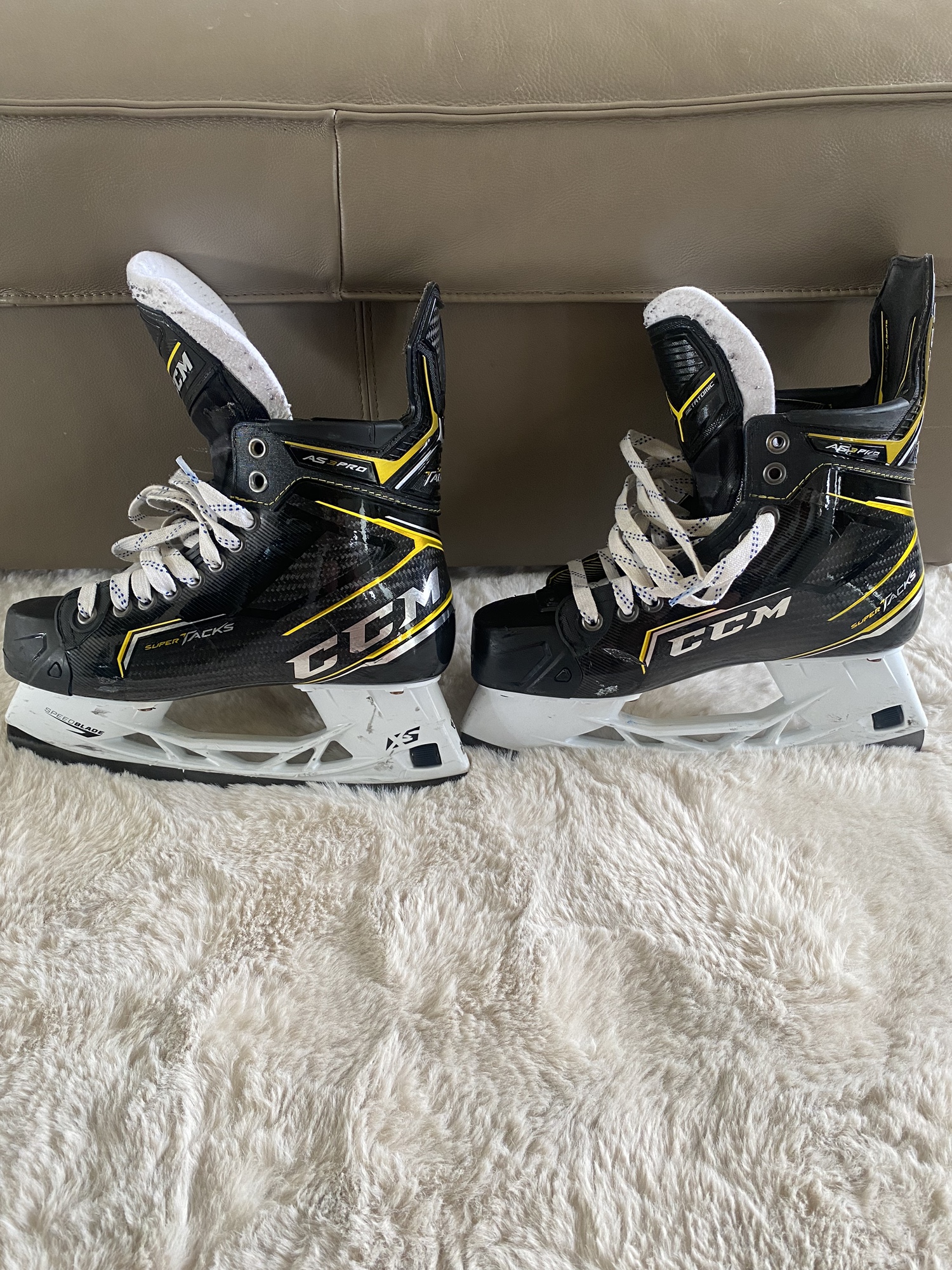 New CCM Regular Width Size 7 Super Tacks AS3 Pro Hockey Skates ...