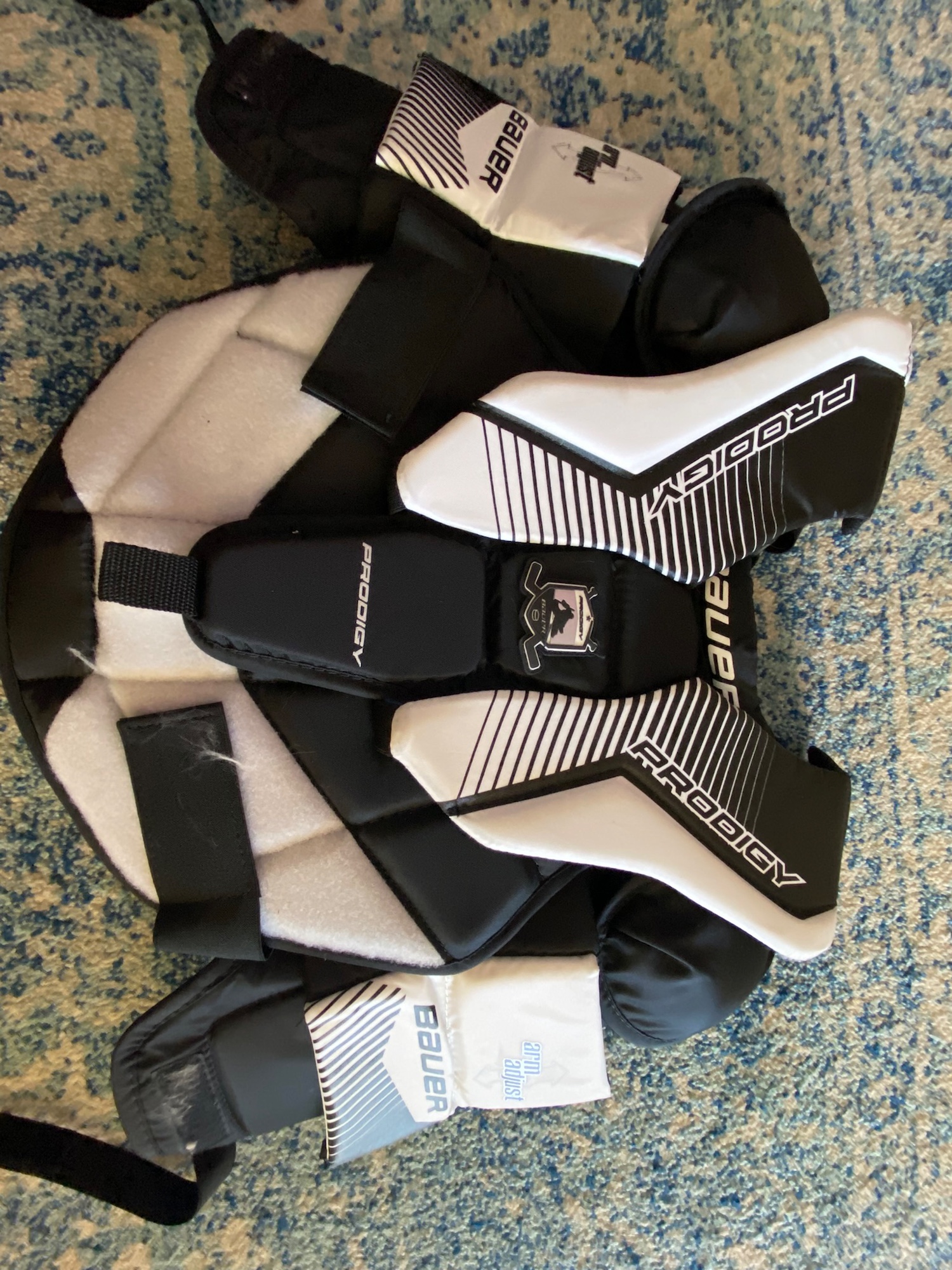 Used Large/Extra Large Bauer Prodigy Goalie Chest Protector | SidelineSwap