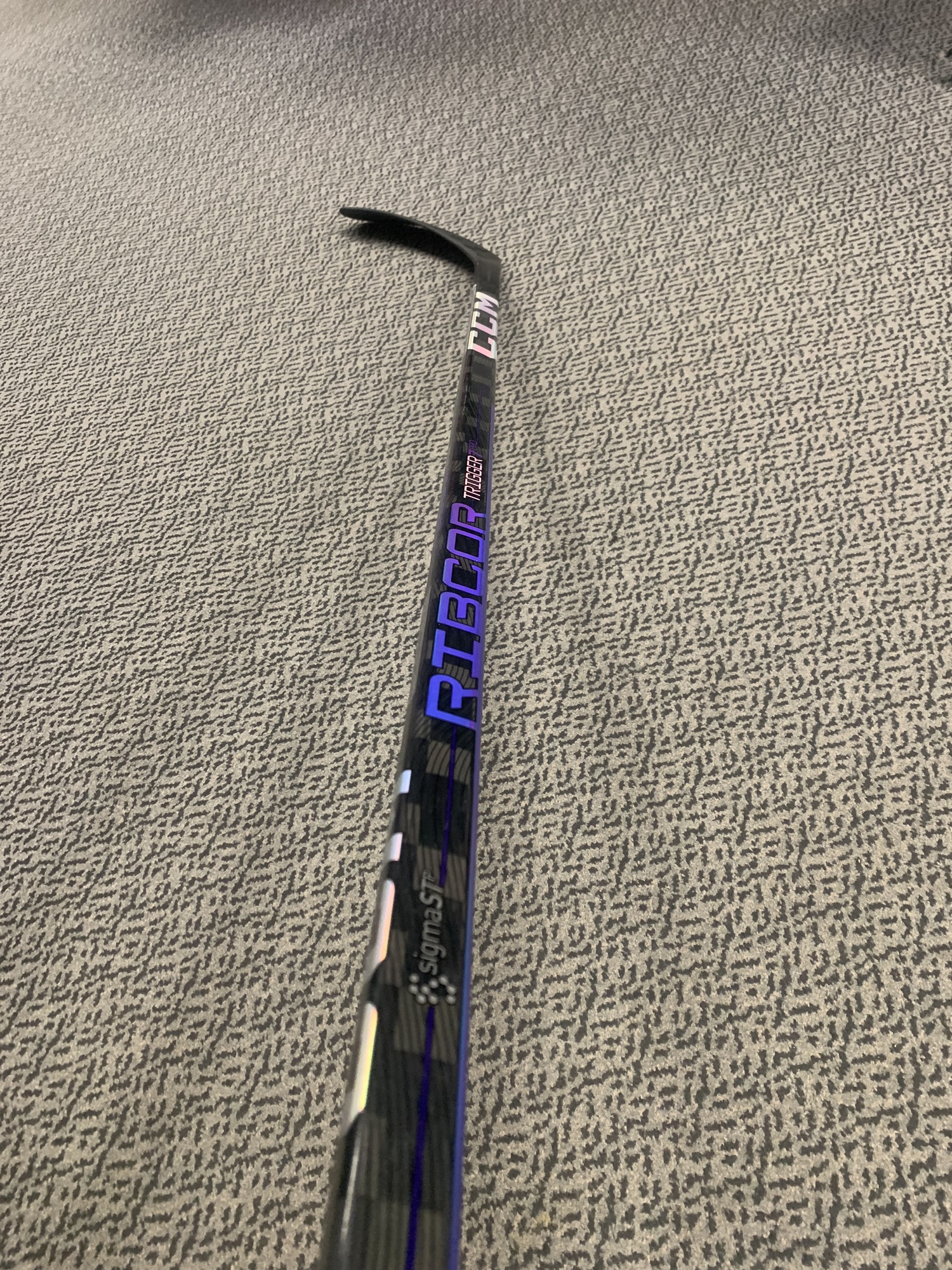 CCM Trigger 7 Pro 70 Flex P29 Right Hand Stick | SidelineSwap