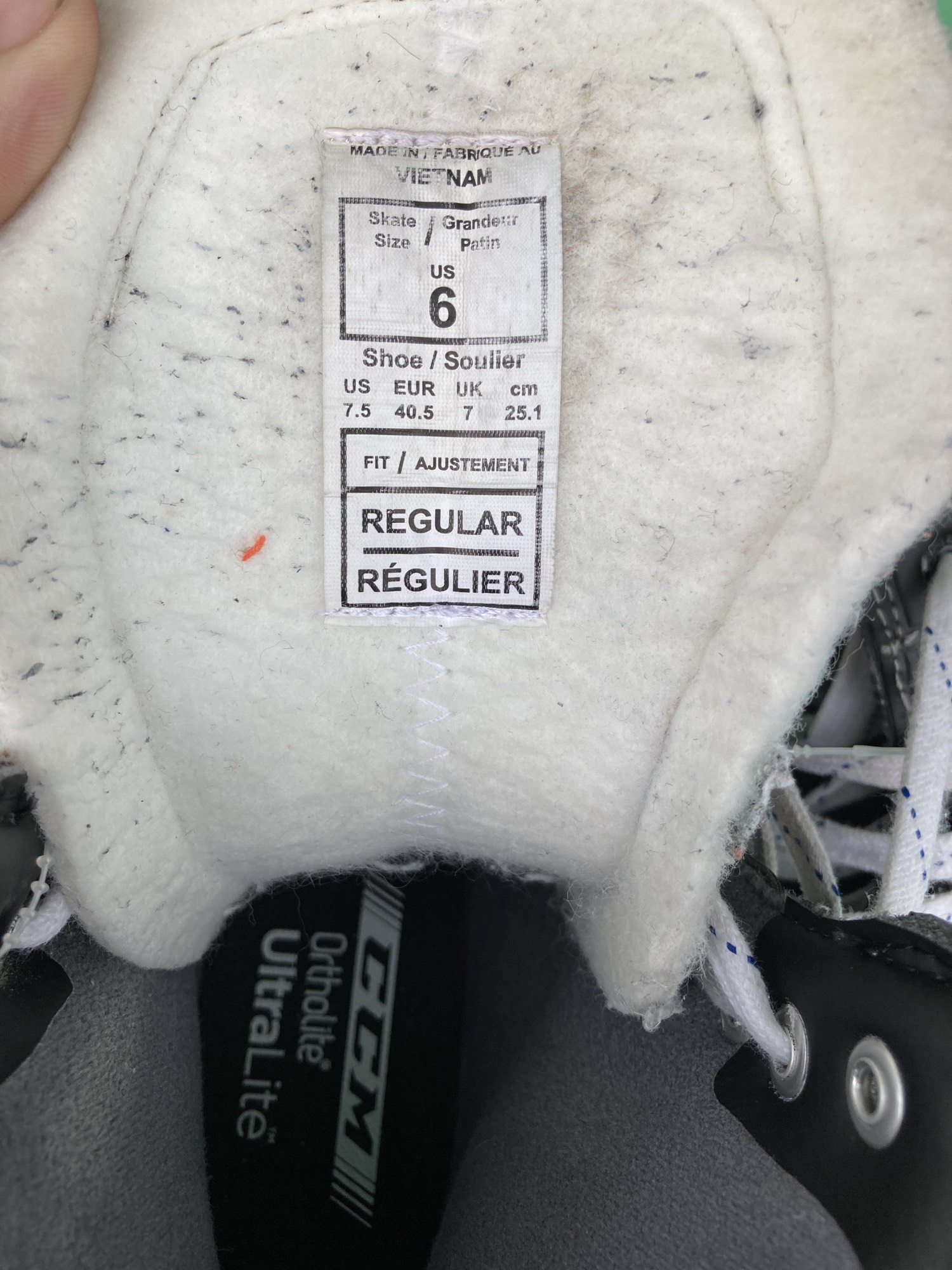 Senior Used CCM RibCor 90K Hockey Skates D&R (Regular) 6.0 | SidelineSwap