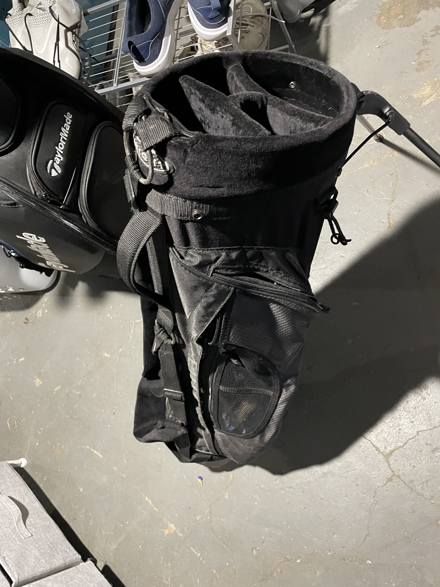 Knight Golf Bag | SidelineSwap
