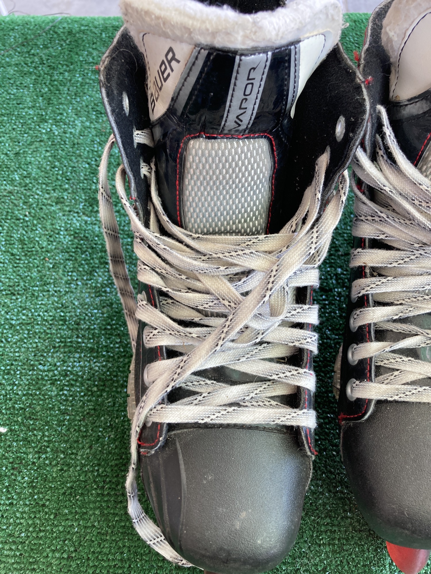 Used Bauer Vapor XR1 Inline Skates D&R (Regular) 8.0 | SidelineSwap