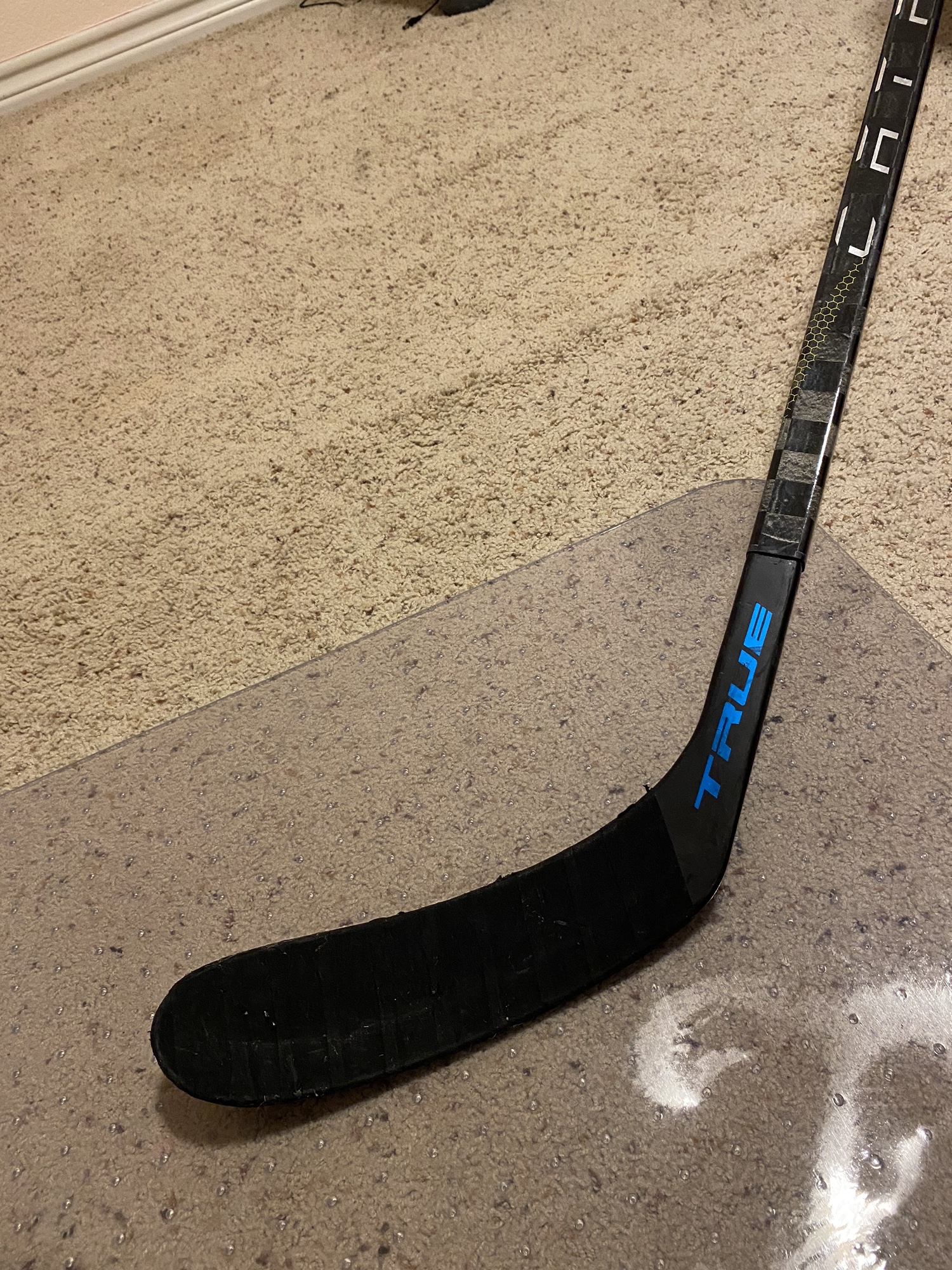 TRUE Catalyst 9X 2-piece; AX9 blade P28 75 flex RH | SidelineSwap