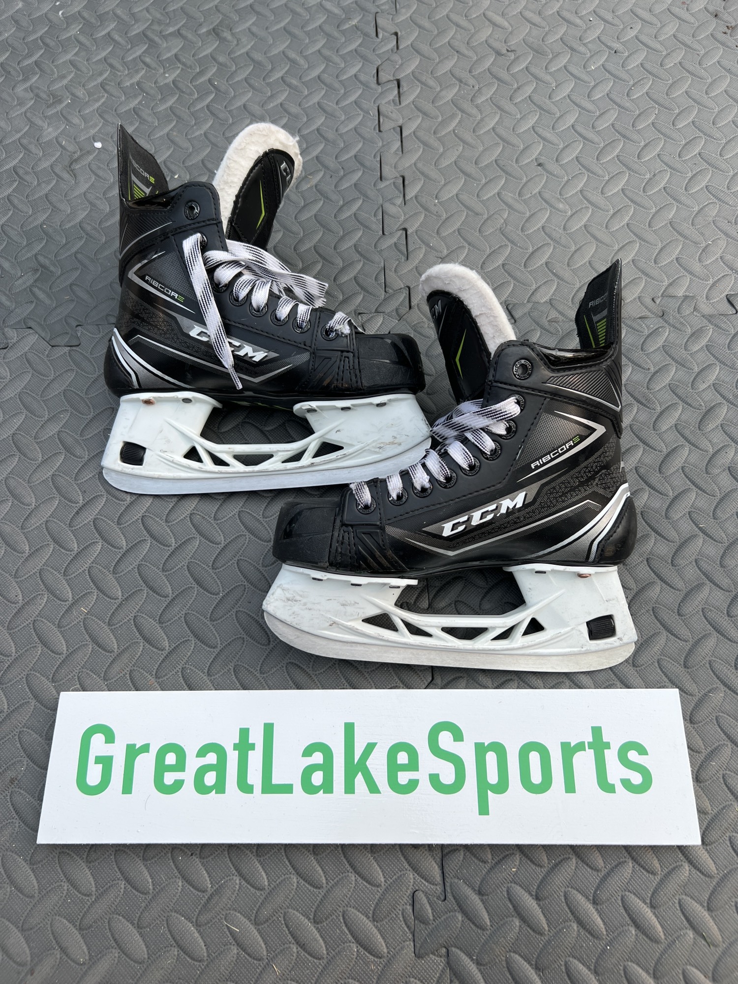 Junior Used CCM RibCor 76K Hockey Skates 2.0 | SidelineSwap