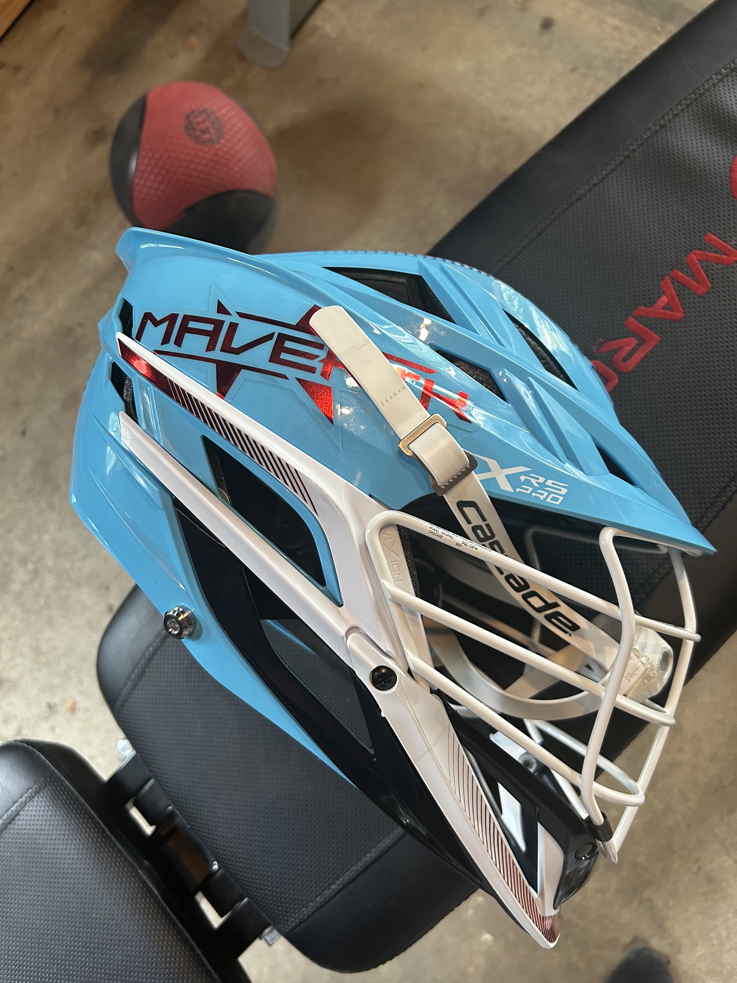 2023 Maverick Showtime Cascade xrs pro Helmet | SidelineSwap