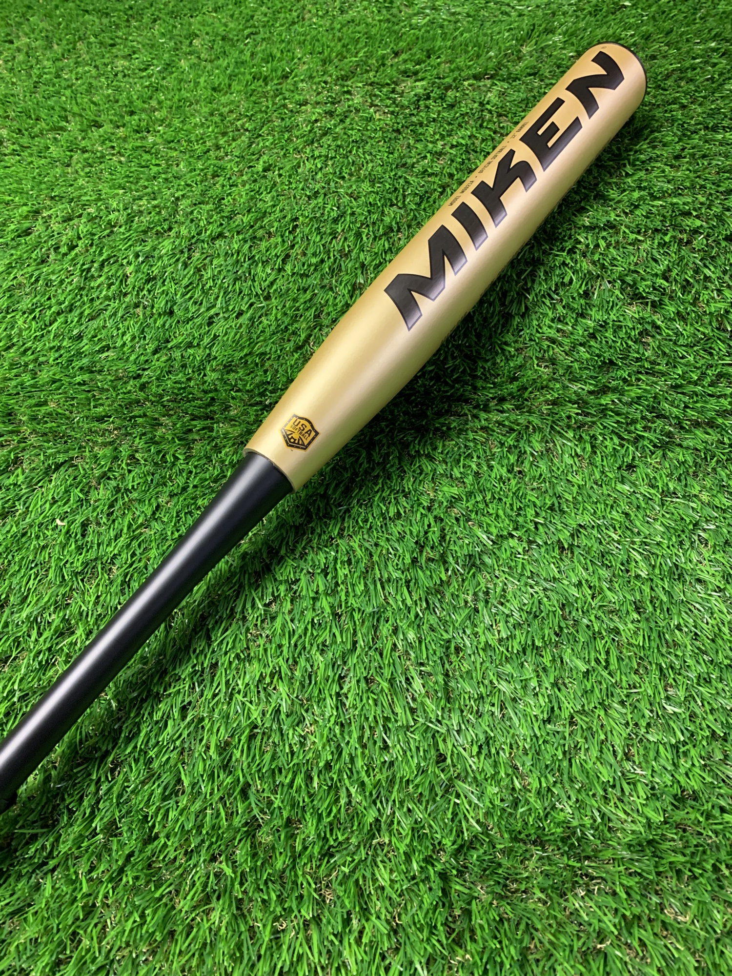 Miken Freak Gold Slowpitch Softball Bat USA 34 inch 26 oz Composite ...