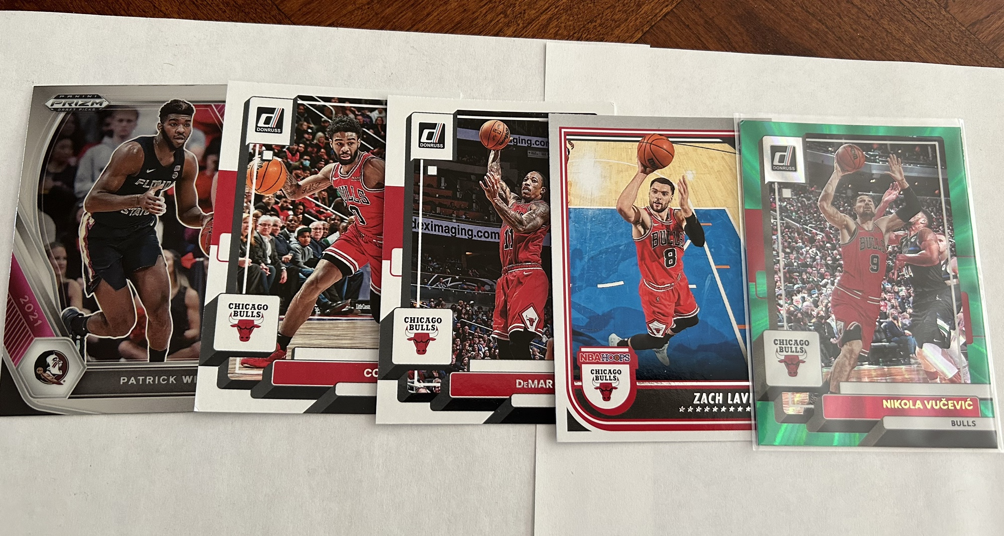 Chicago Bulls Lot ft Pippen, Rodman, Kukoc, Vucevic, Denzel Valentine ...