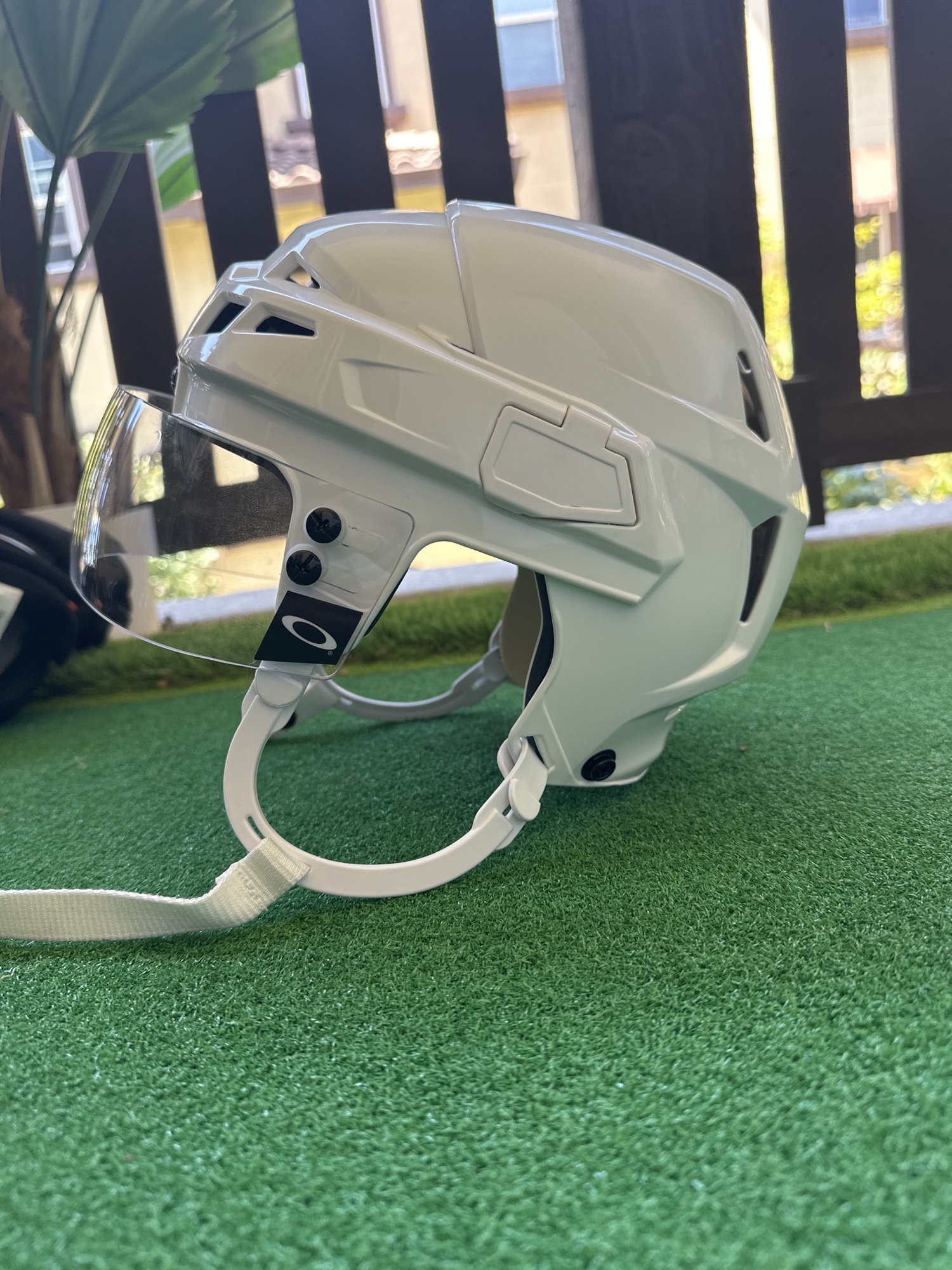 New Small CCM Vector V08 Helmet With Visor | SidelineSwap