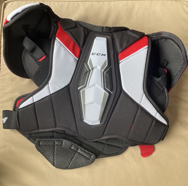 Like new Junior Used CCM JetSpeed FT485 Shoulder Chest Pads | SidelineSwap