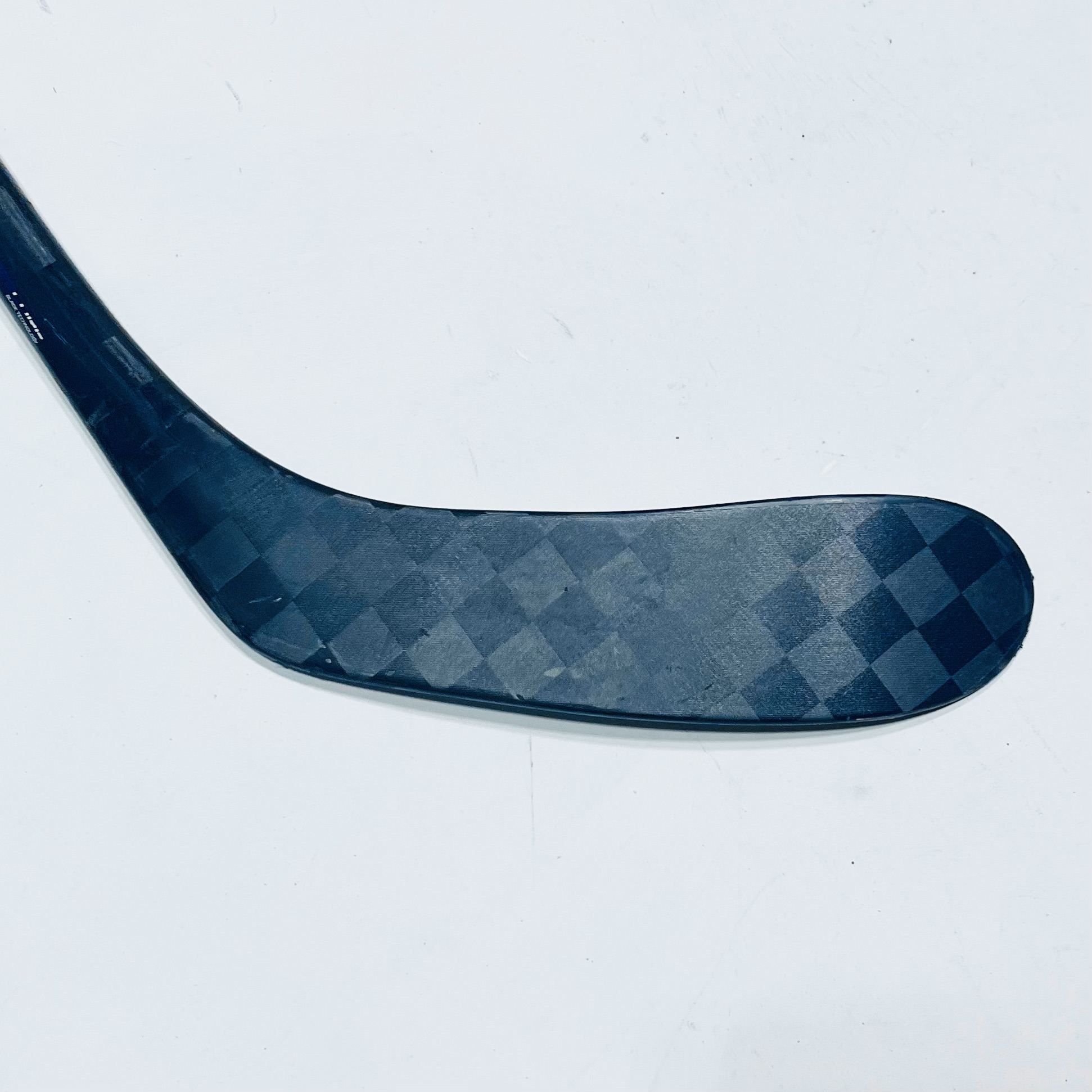 Custom Blue Bauer Vapor Hyperlite Hockey Stick-RH-P28-77 Flex-Grip W ...