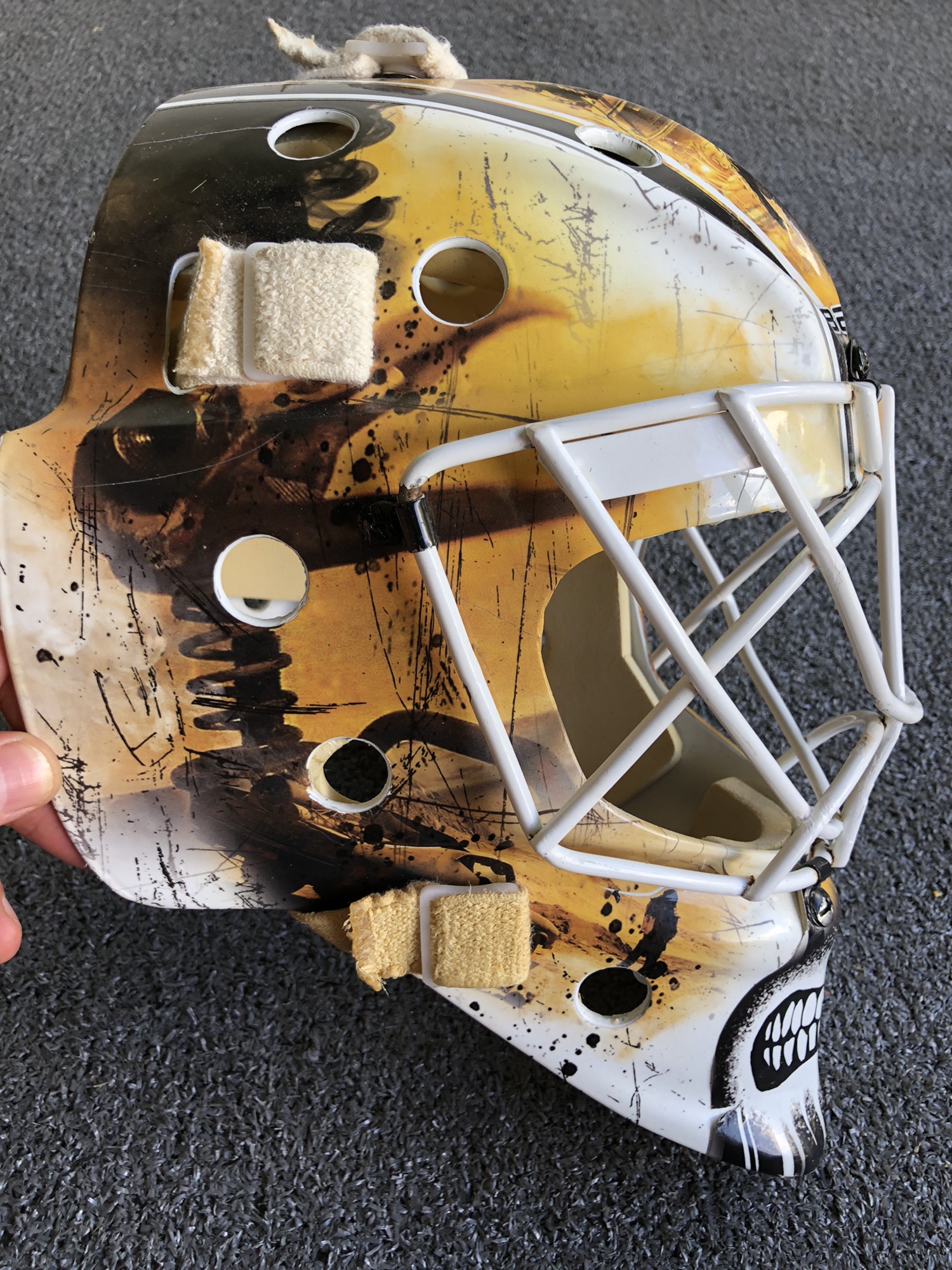 AHL Bauer Pro Stock 960 Goalie Mask | SidelineSwap