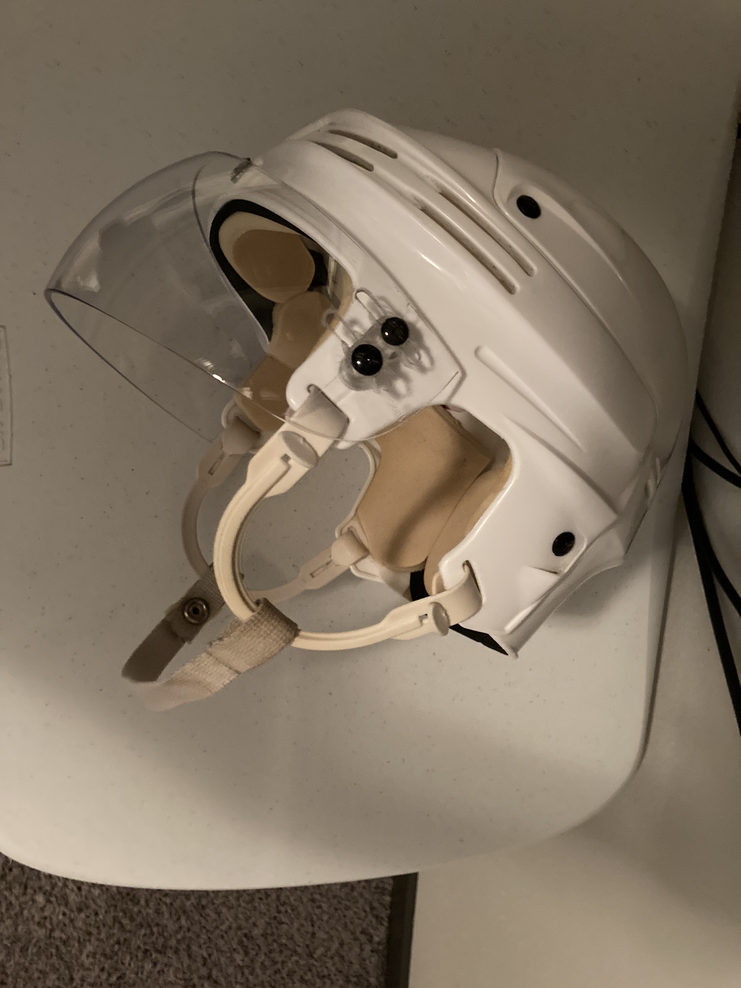 Bauer 4500 helmet with visor | SidelineSwap