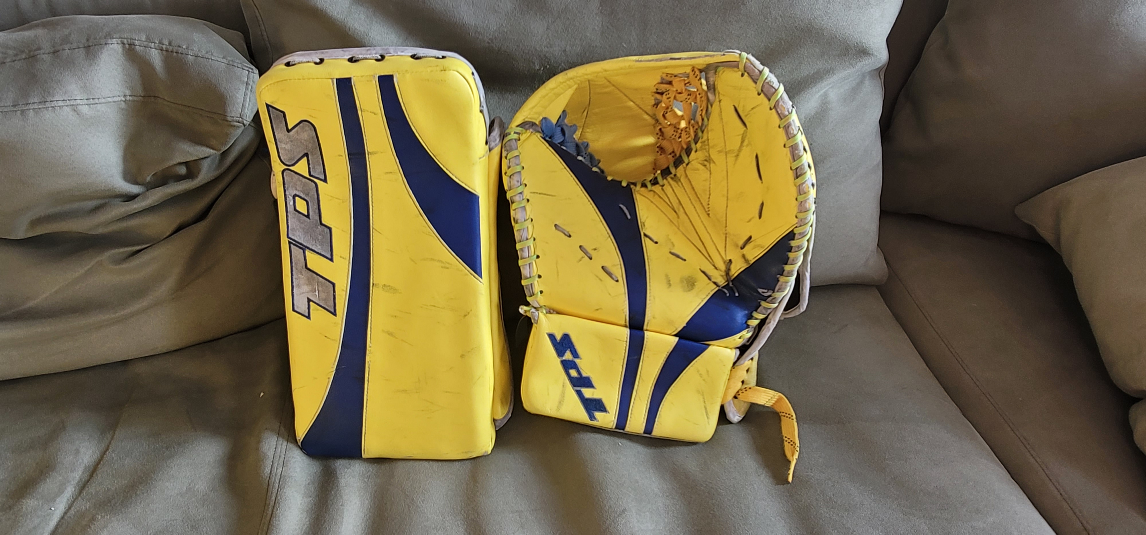 Used 36 plus 2 TPS Response R8 Goalie Full Set | SidelineSwap
