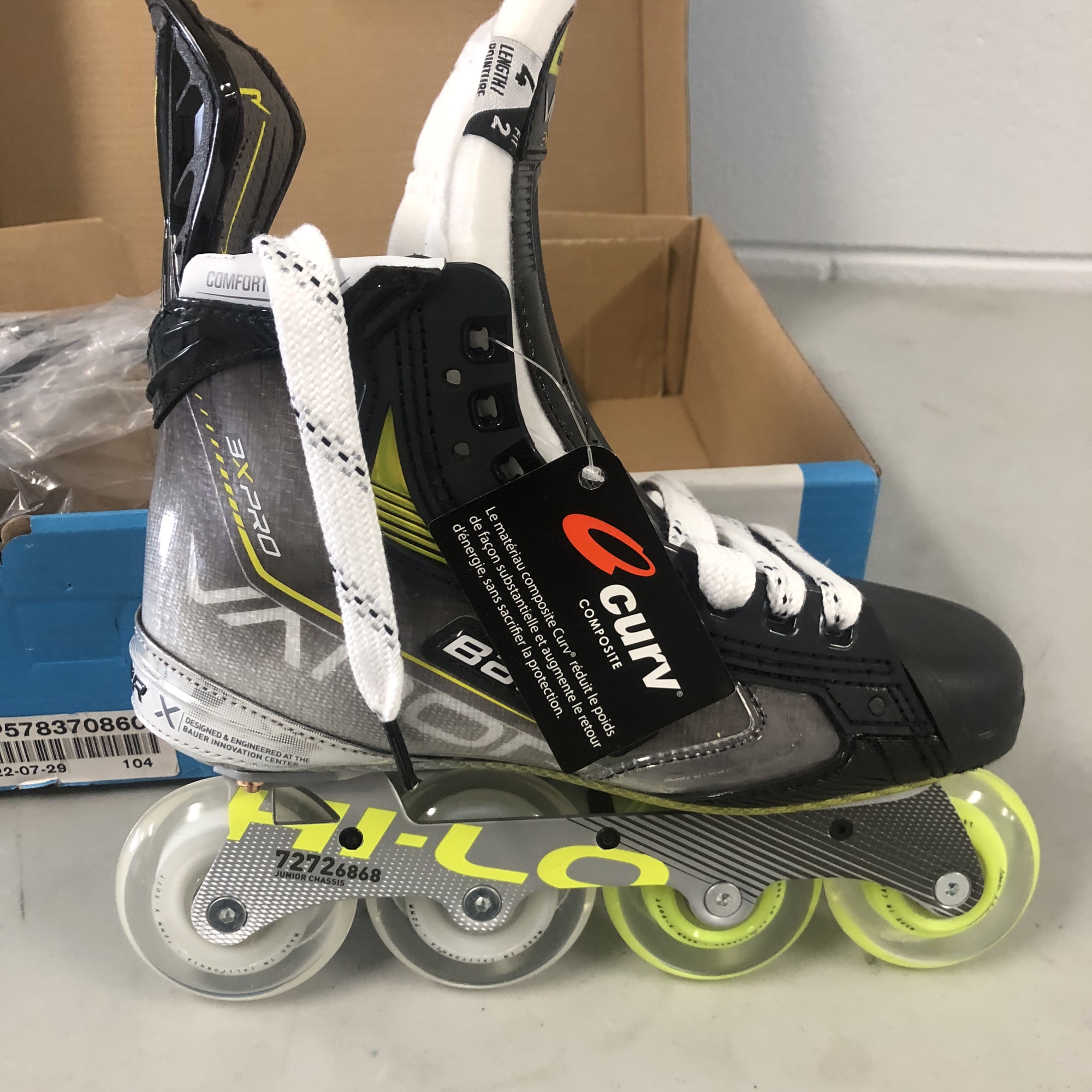 NEW Bauer Vapor 3X Pro size 4 inline skates | SidelineSwap