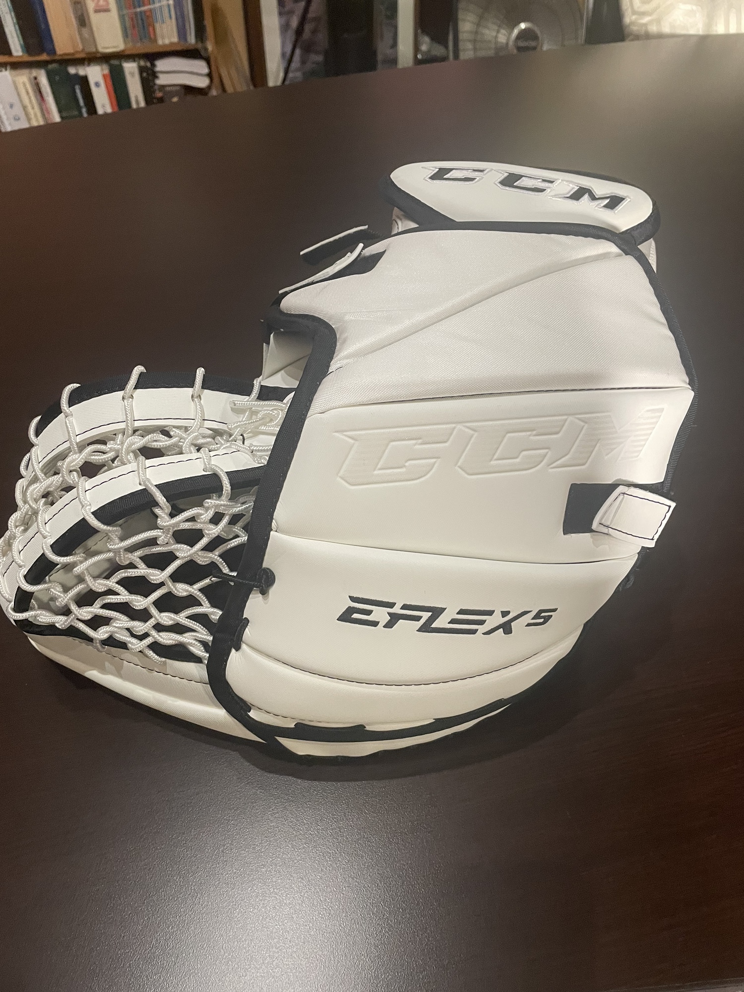 NEW CCM Eflex 5 pro custom glove | SidelineSwap