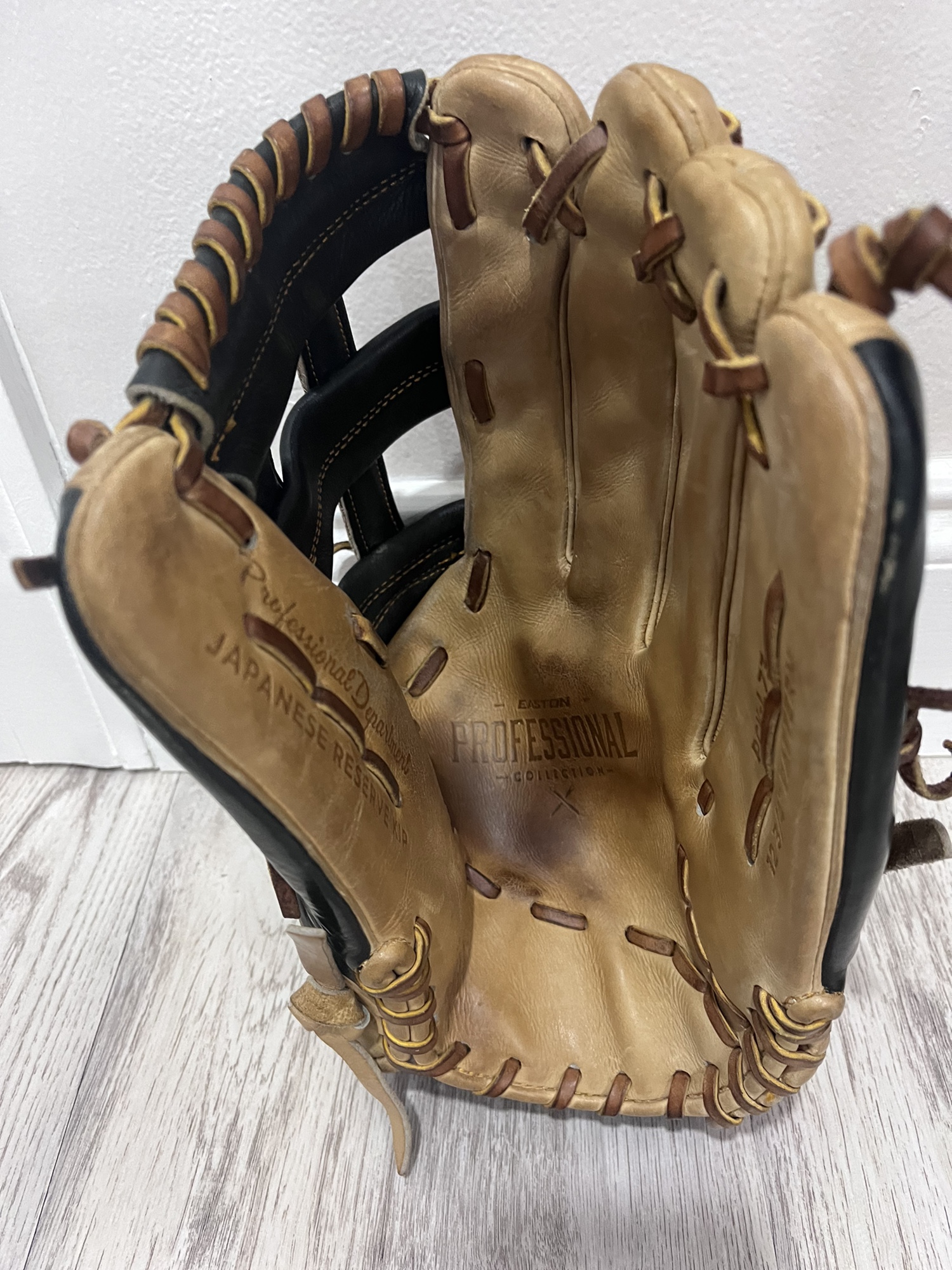 Outfield 12.75" Professional Series Baseball Glove | SidelineSwap