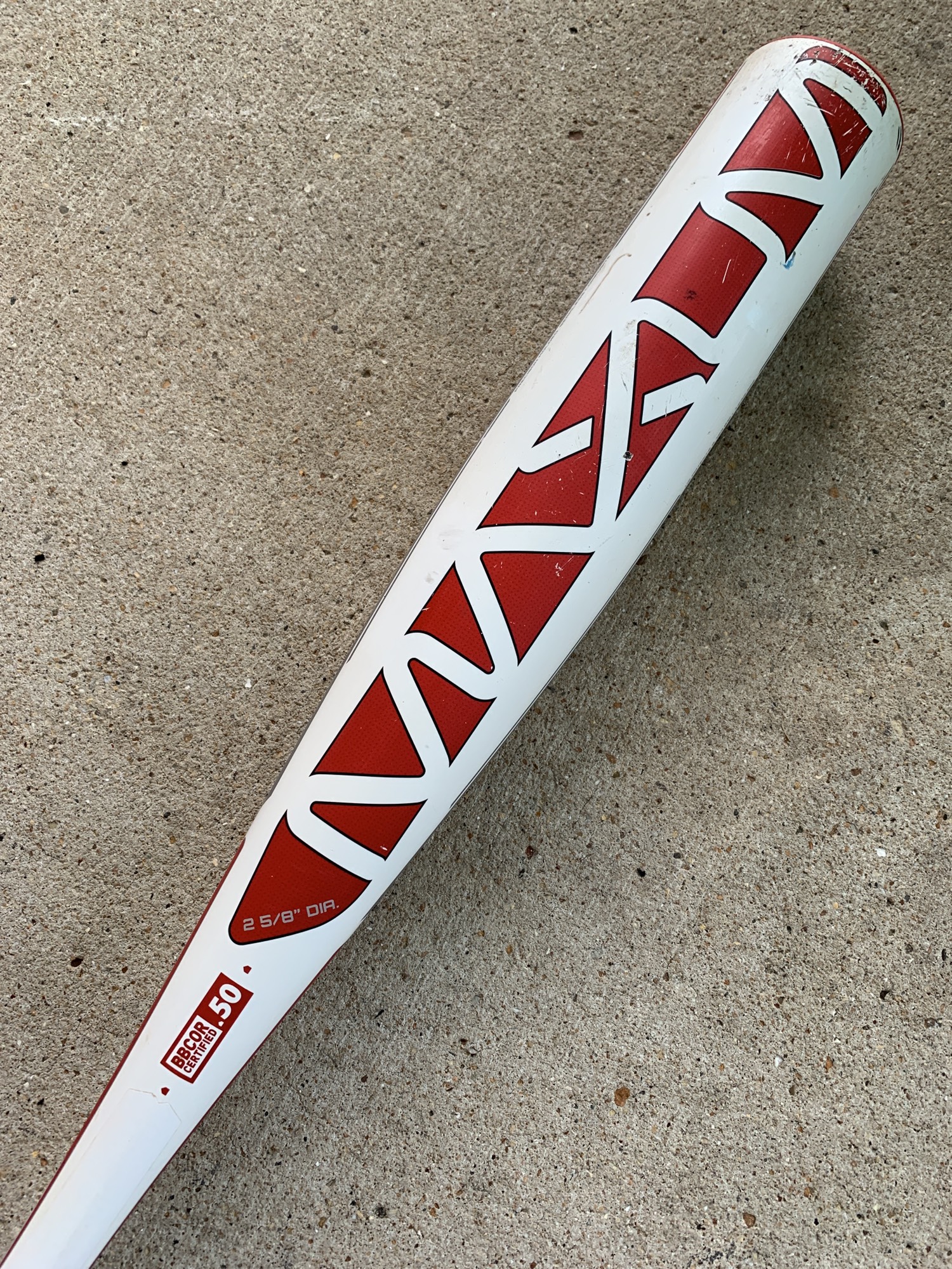 Used BBCOR Certified Combat Maxum Composite Bat -3 27OZ 30" | SidelineSwap