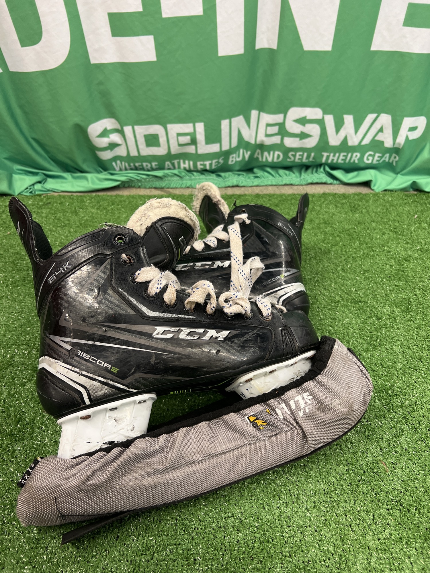 Senior Used CCM RibCor 64K Hockey Skates D&R (Regular) 6.5 | SidelineSwap