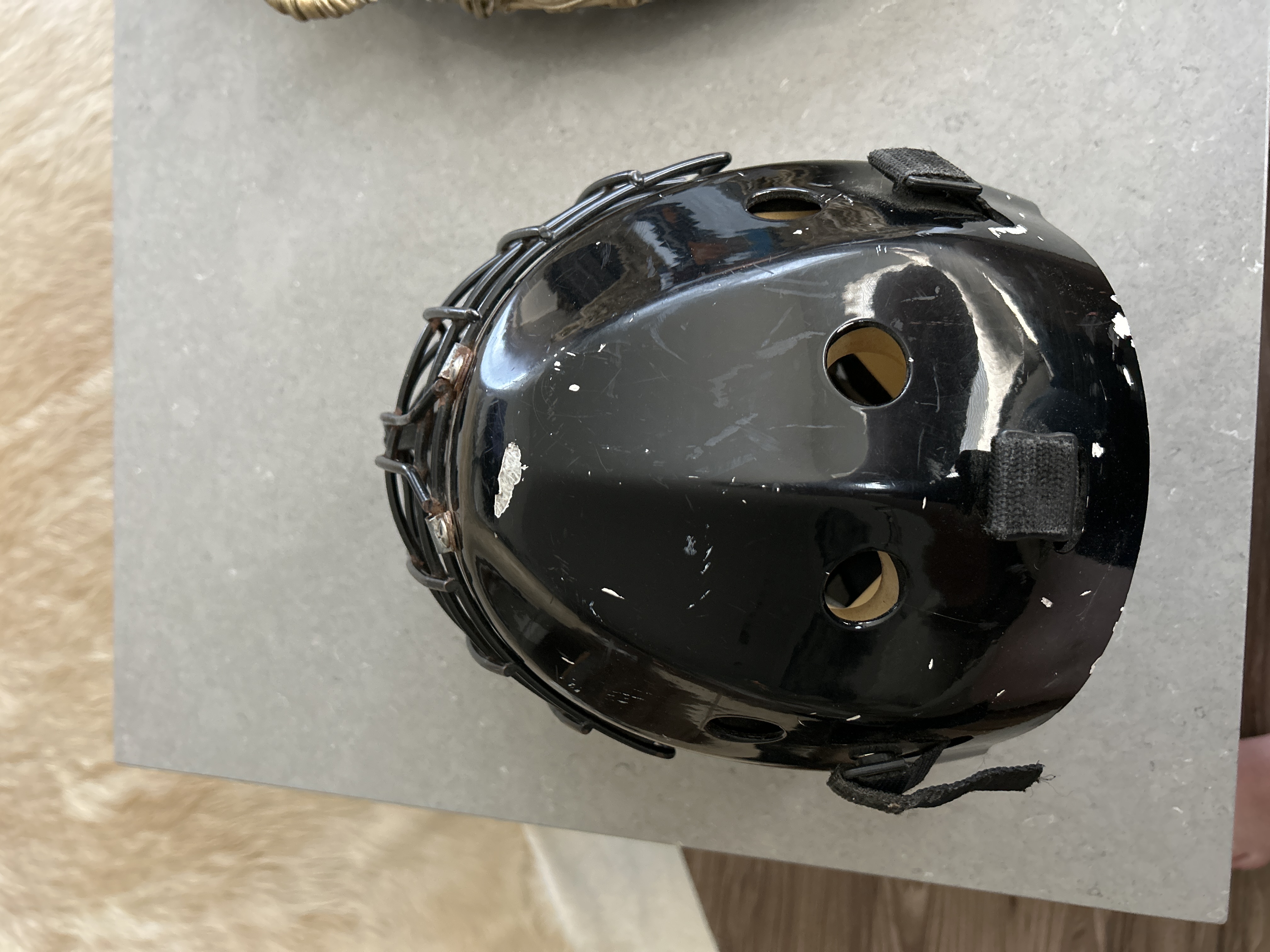 Senior Used Koho Goalie Mask | SidelineSwap