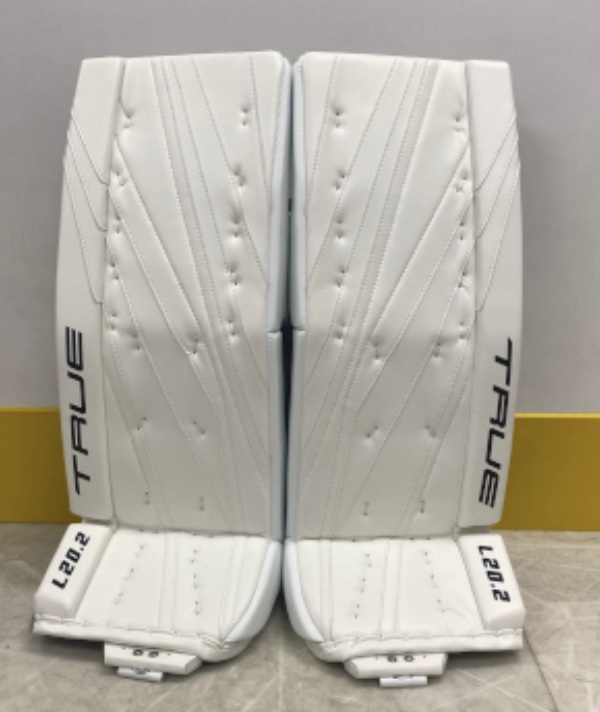 True 9X3 Goalie Pads | SidelineSwap