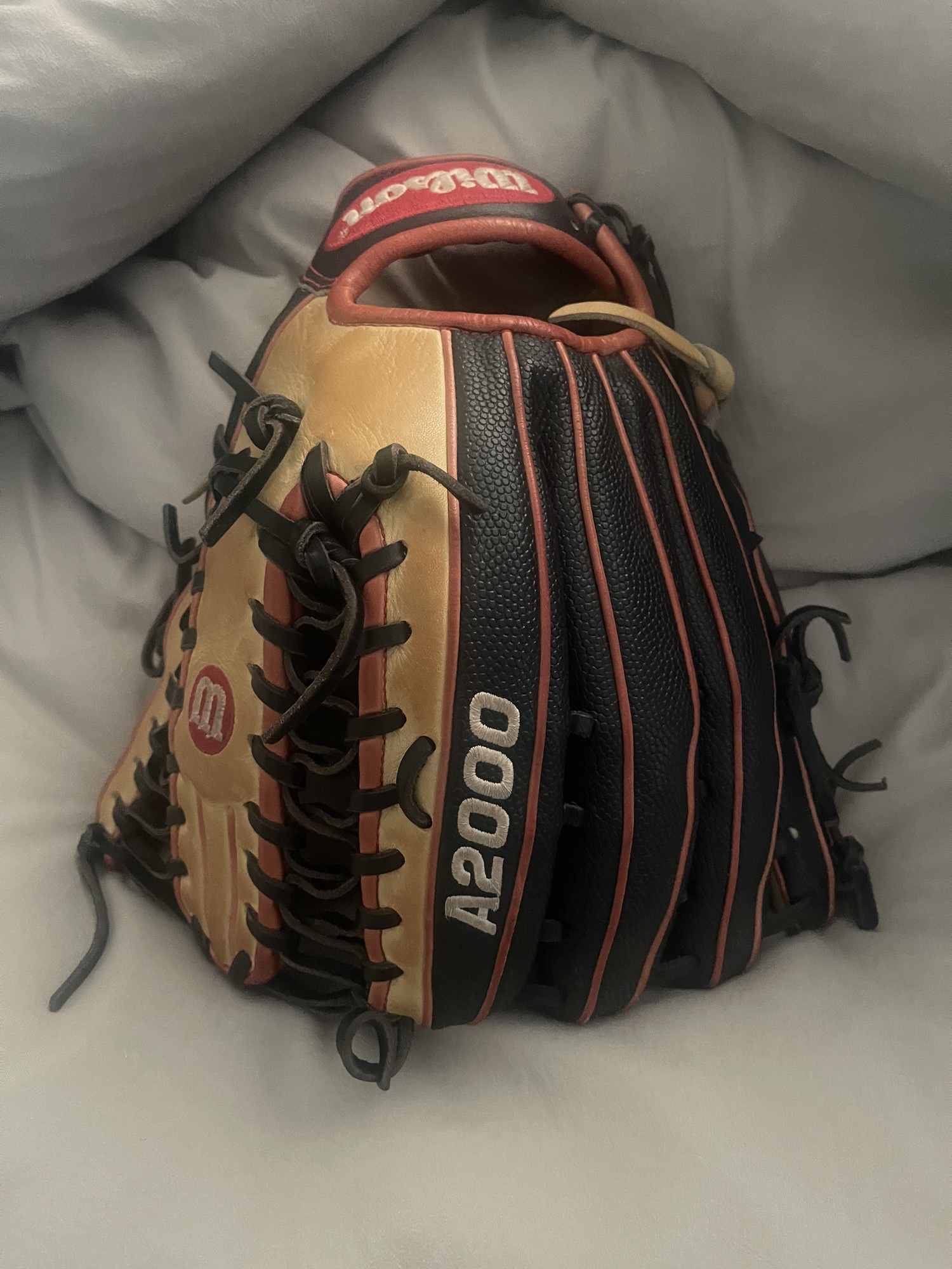 Wilson A2000 RHT brown with Super Skin | SidelineSwap