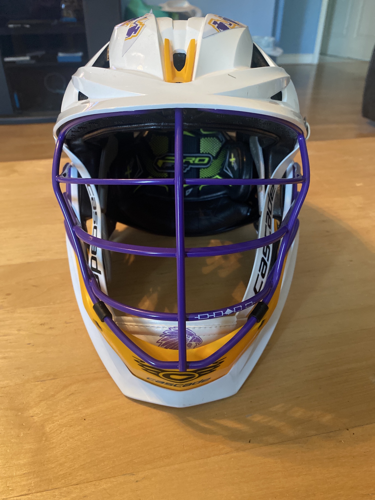 Haudenosaunee Cascade XRS PRO white helmet | SidelineSwap