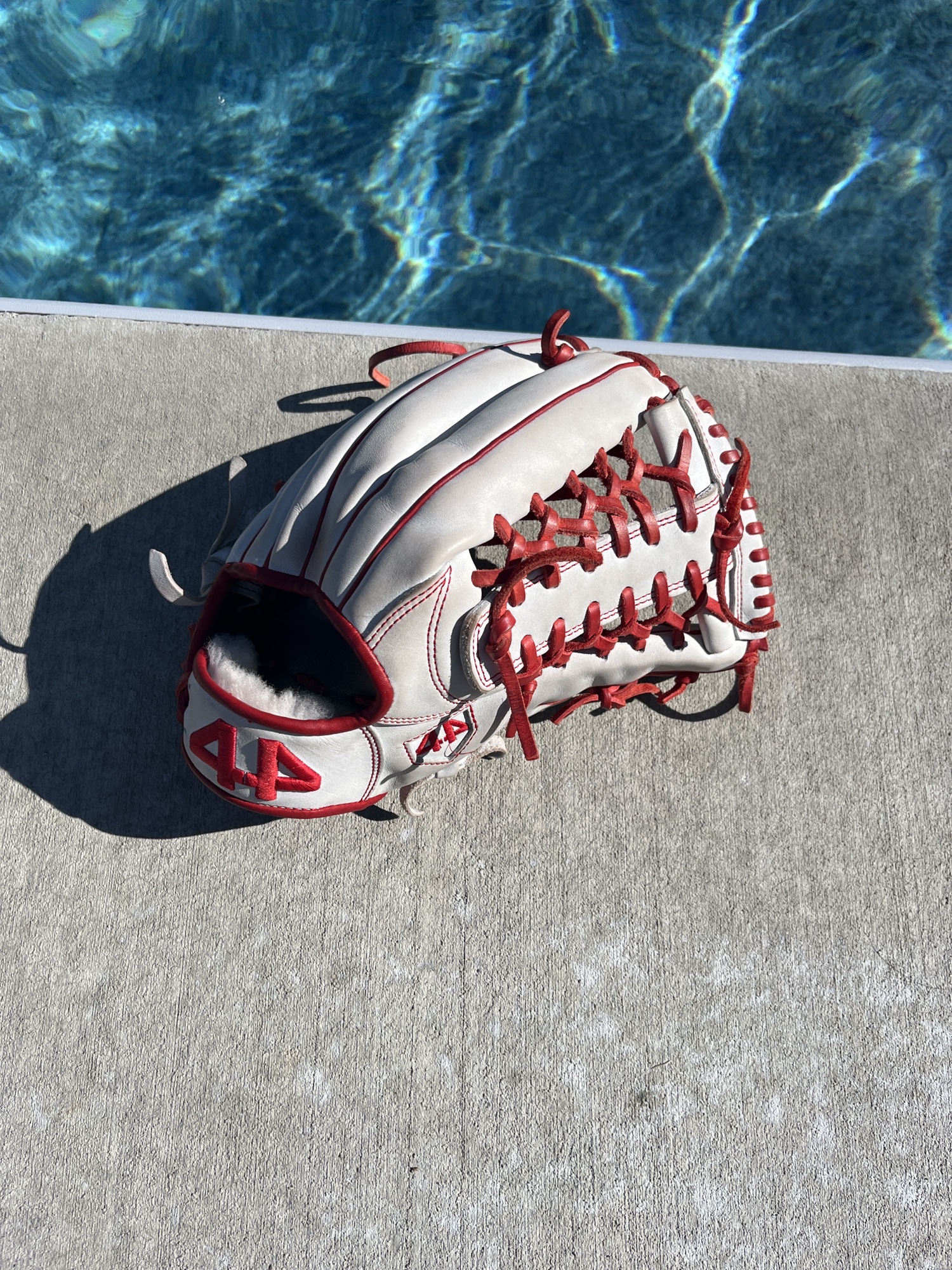 44 Pro Signature Glove 12.5 outfield baseball glove | SidelineSwap