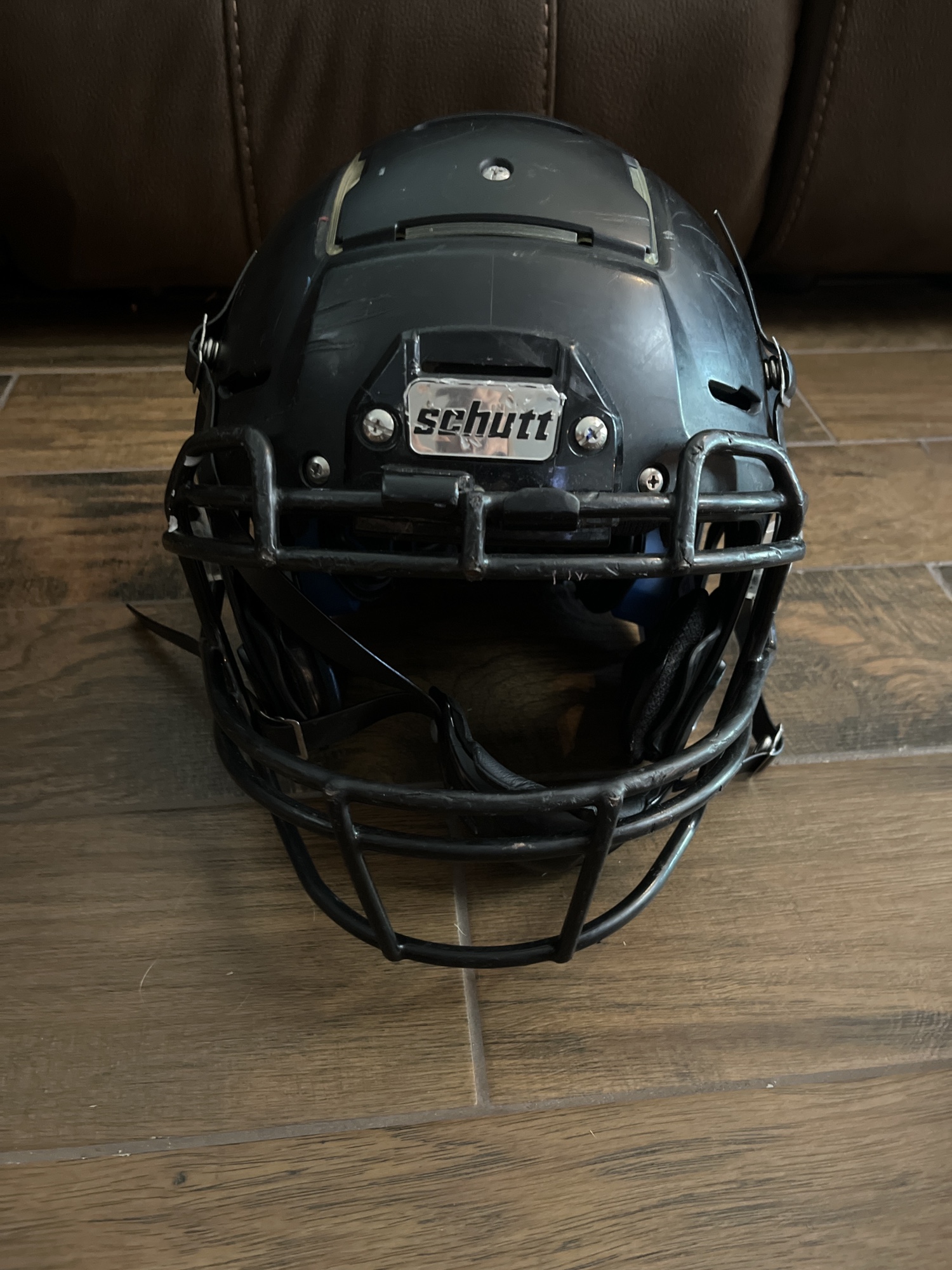 Used Large Schutt F7 Helmet | SidelineSwap