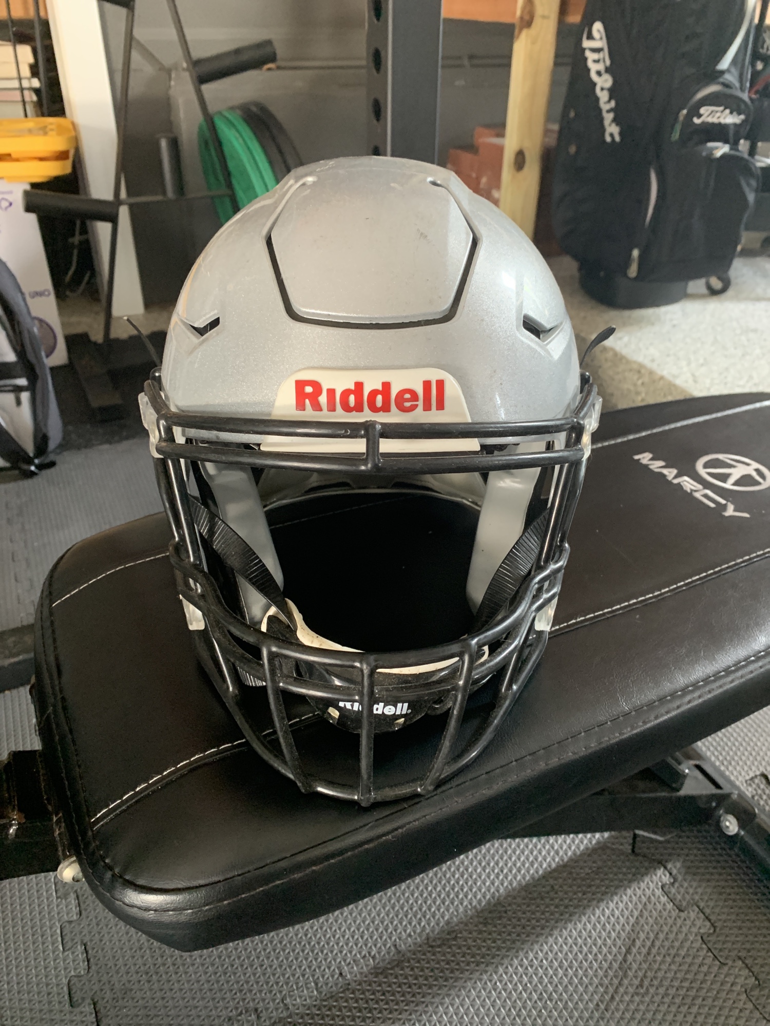 Youth Medium Riddell SpeedFlex Helmet | SidelineSwap
