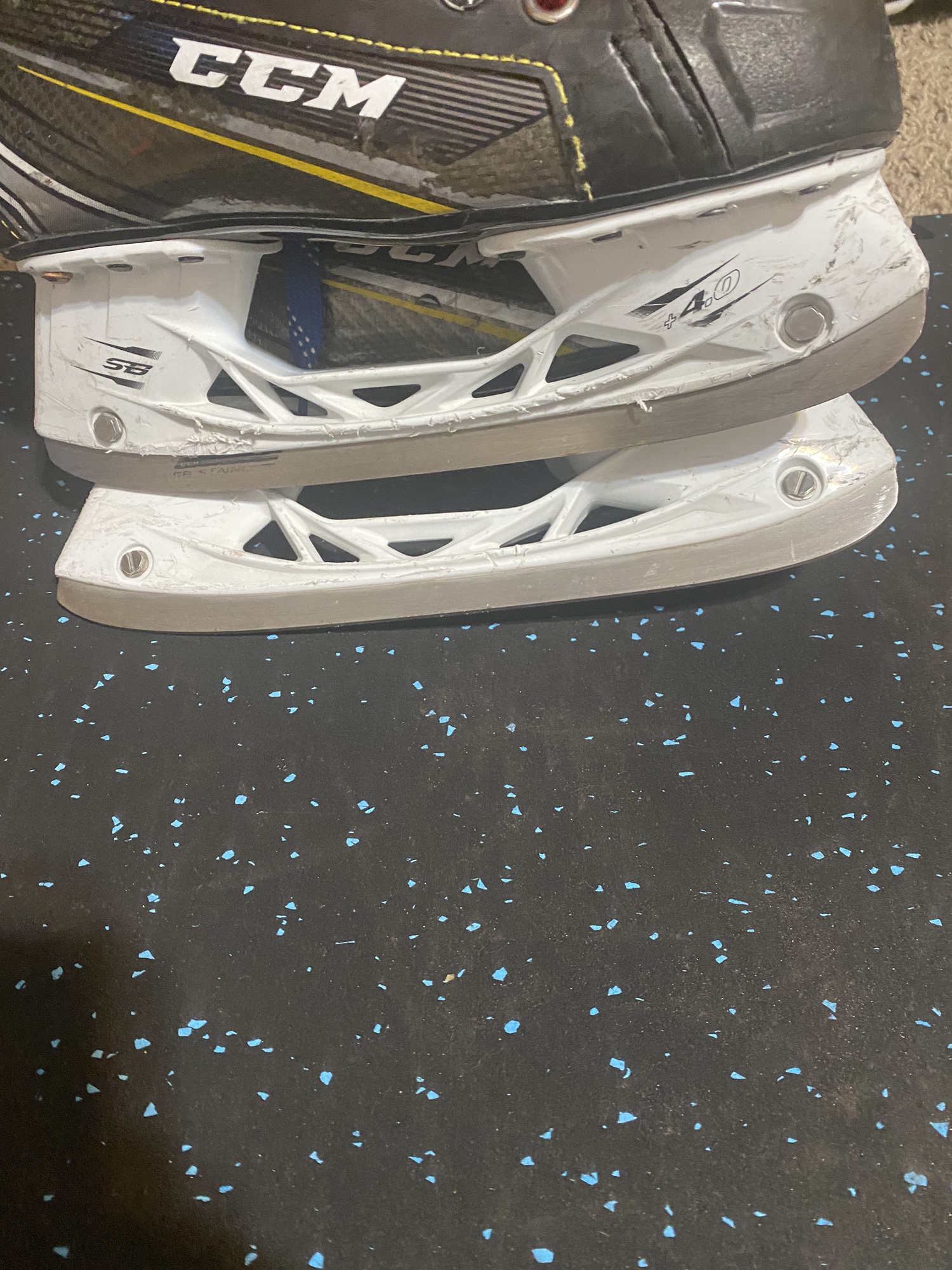 Used CCM Regular Width Size 5 Tacks Vector Hockey Skates | SidelineSwap