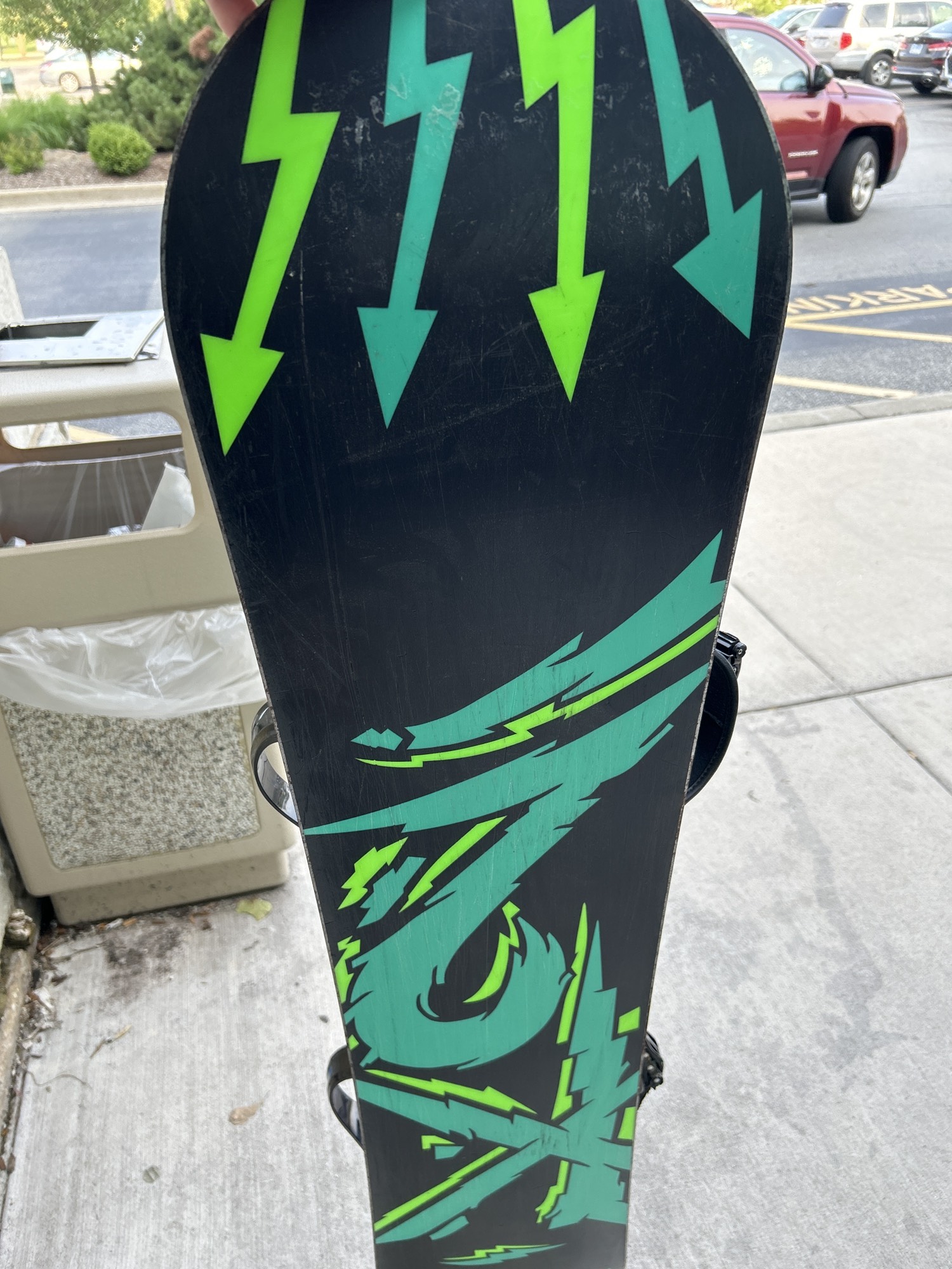 Used K2 138cm Snowboard W/ Burton Freestyle bindings | SidelineSwap