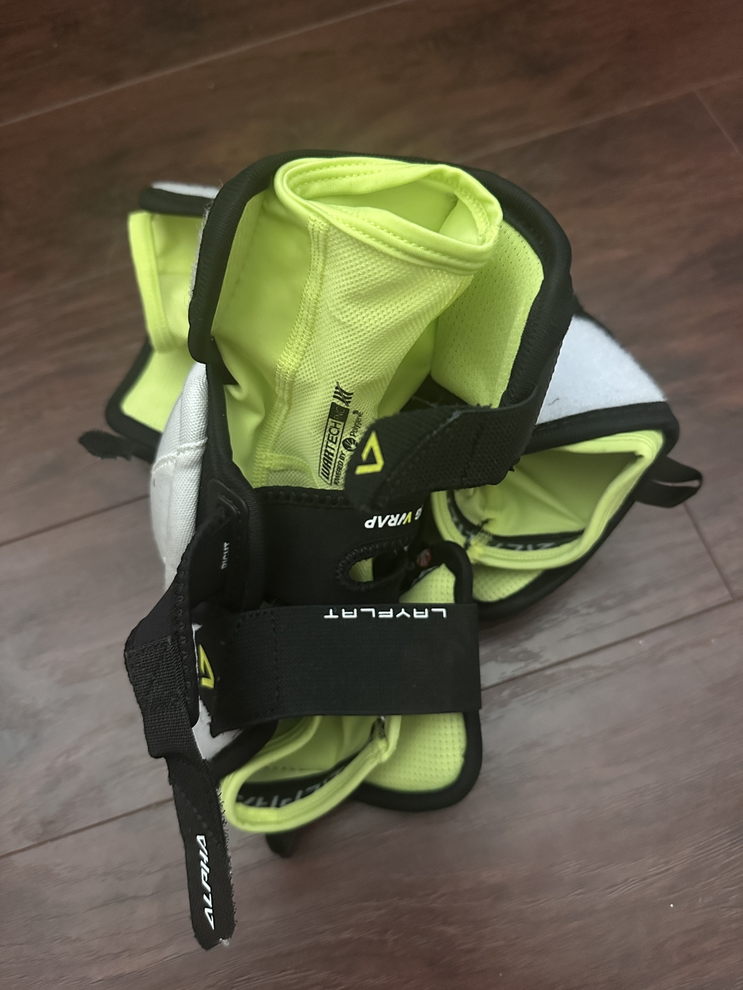 Small Warrior Alpha LX Pro Elbow Pads | SidelineSwap