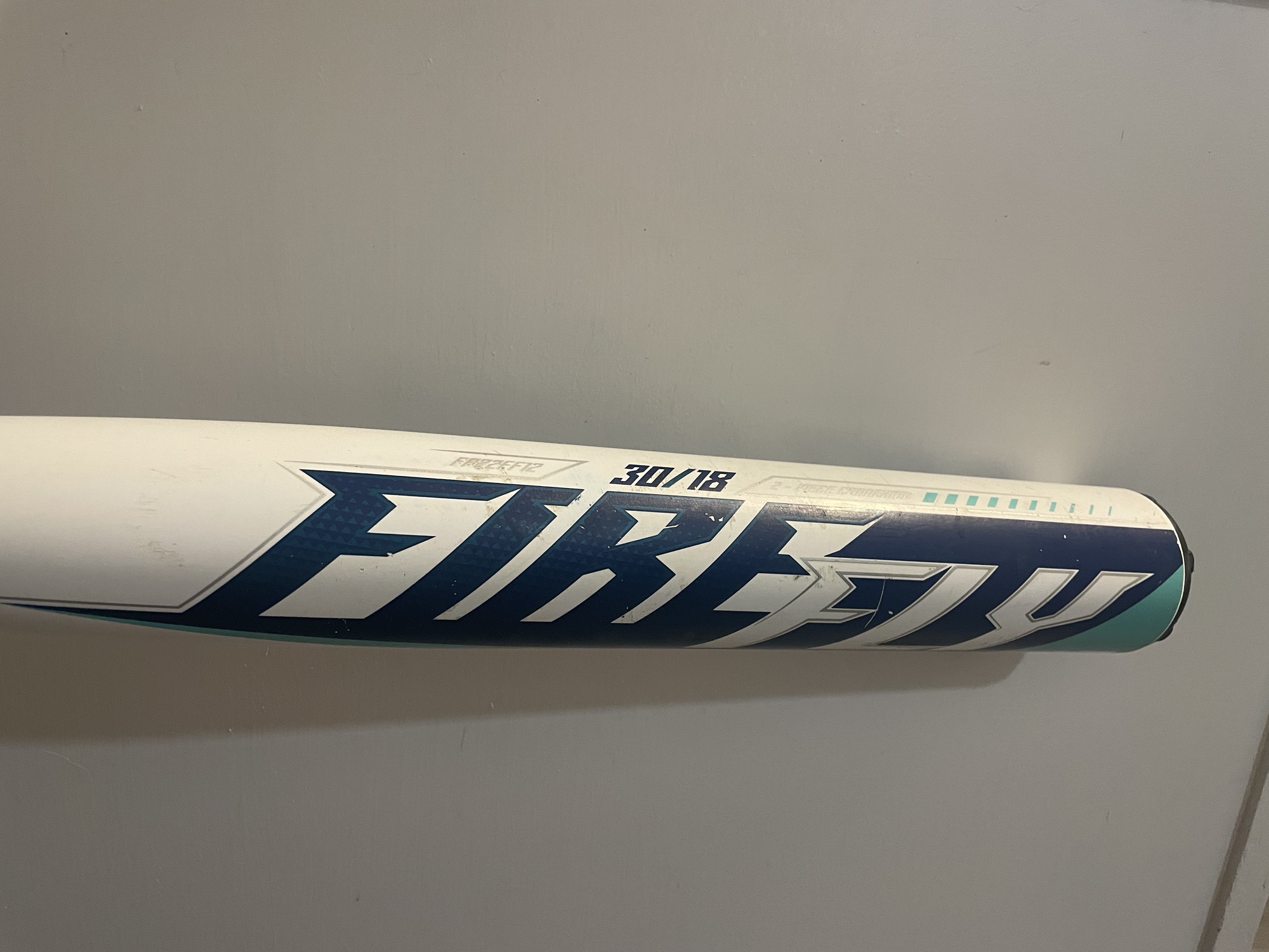 2022 Easton Firefly Fastpitch Softball Bat 30/18 | SidelineSwap