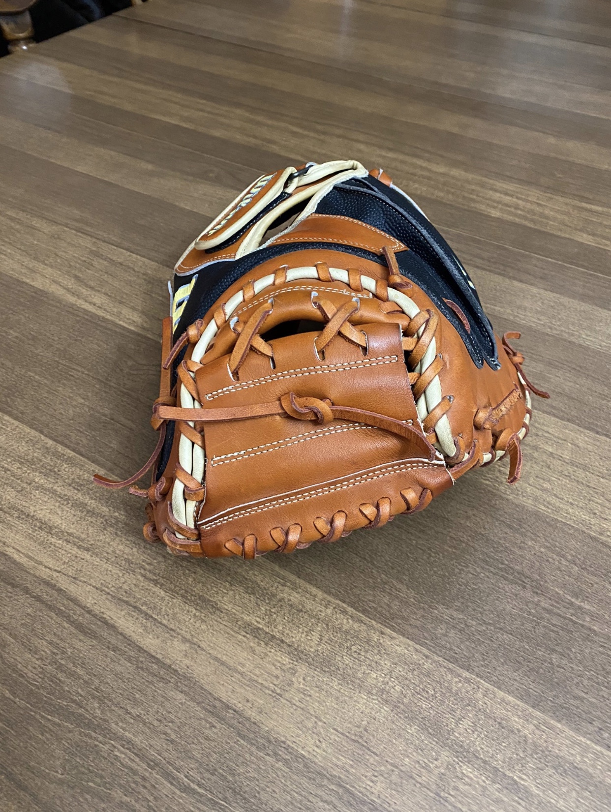 *NEW* Wilson Catcher's 34" A2000 1790 Baseball Glove | SidelineSwap