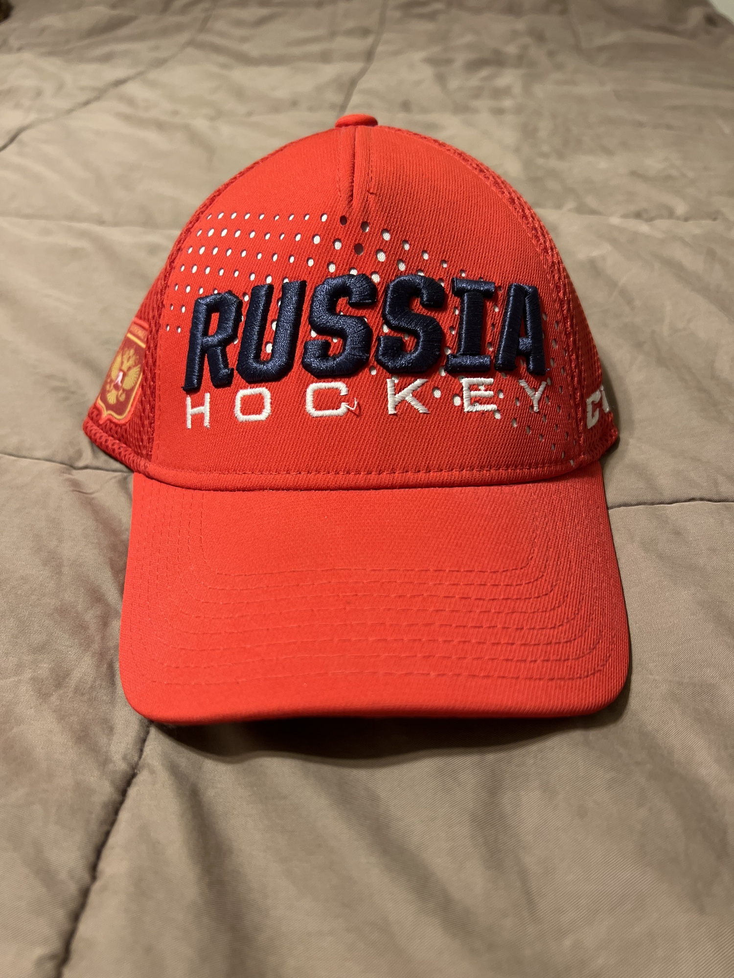 New Team Issued Russia Hockey Ccm Hat | SidelineSwap