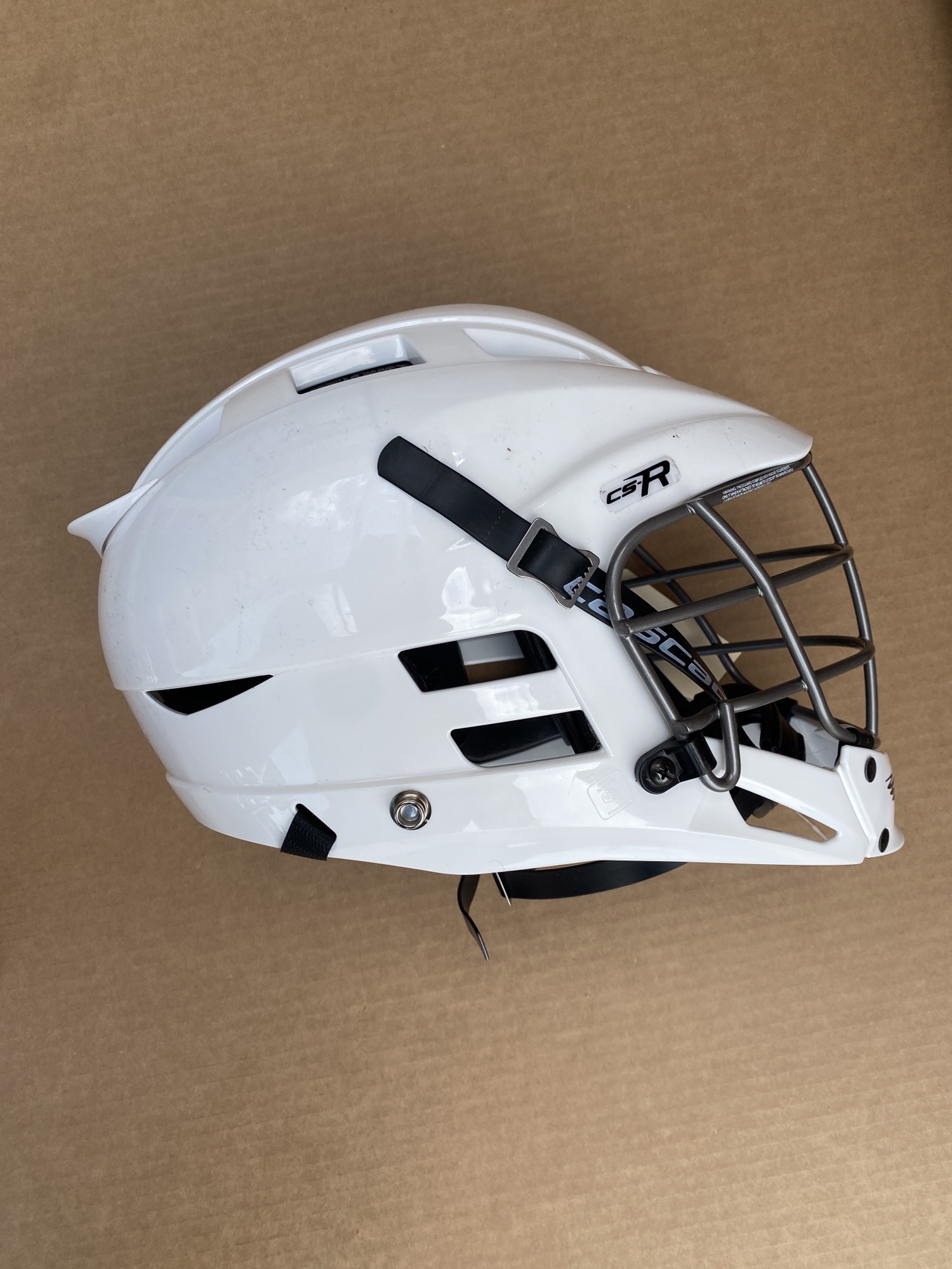 Used Cascade CS-R Youth Helmet | SidelineSwap